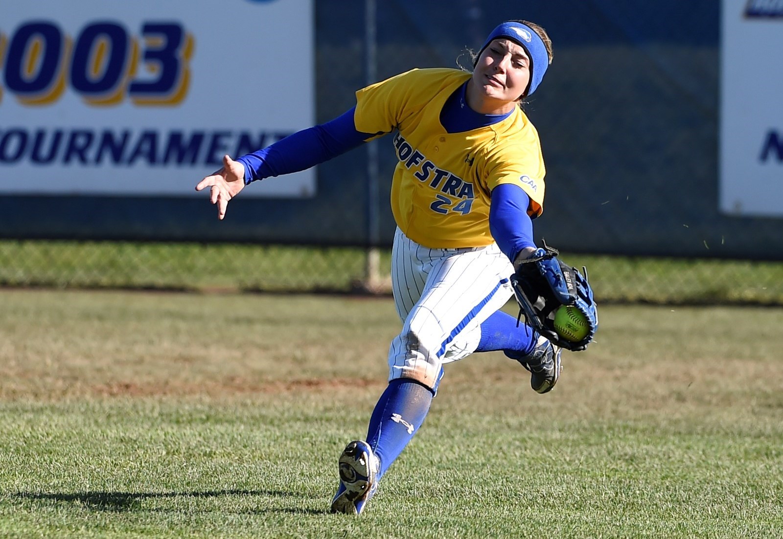 Caryn Bailey - Softball - Hofstra University Athletics