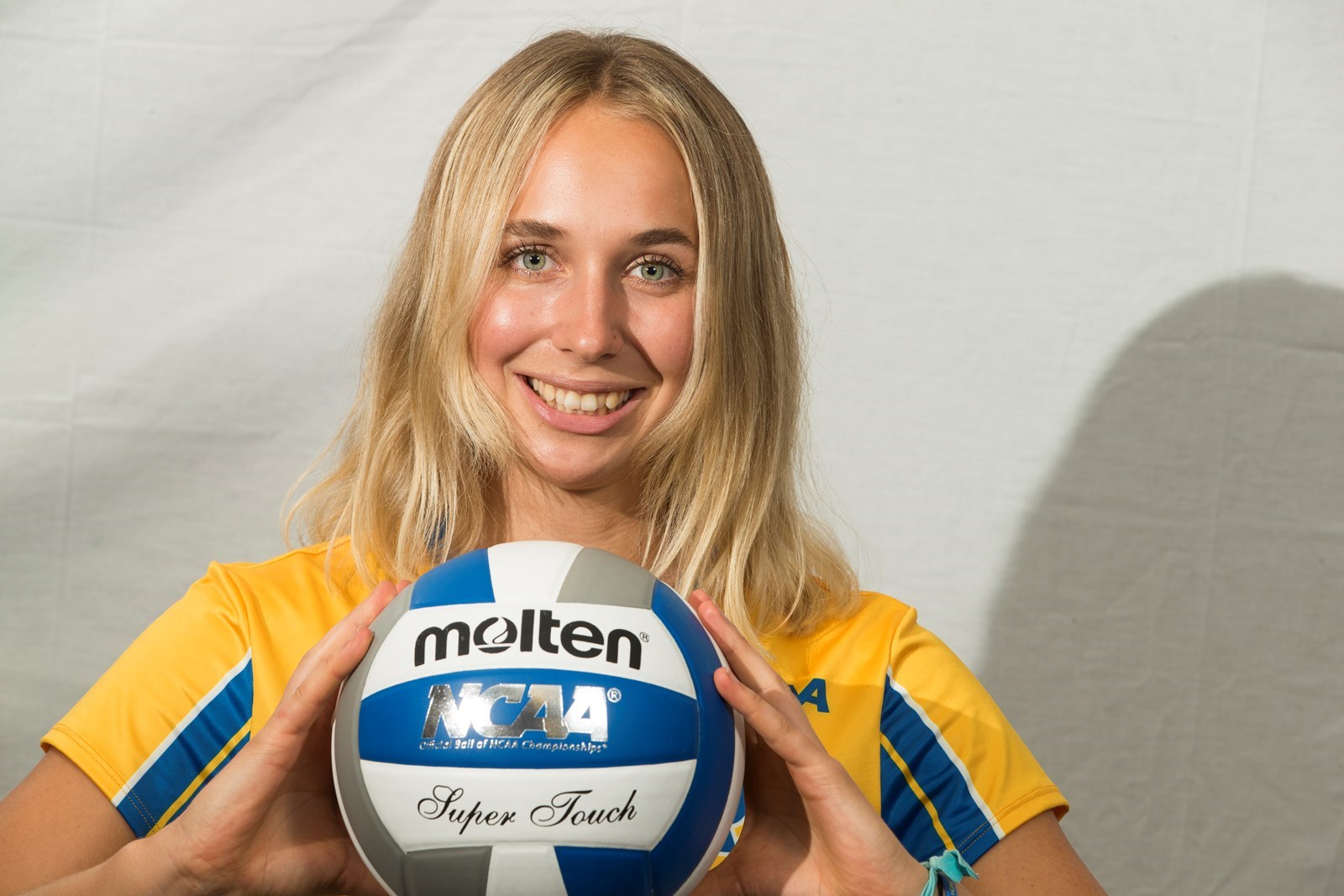 Hannah Klemm - Volleyball - Hofstra University Athletics