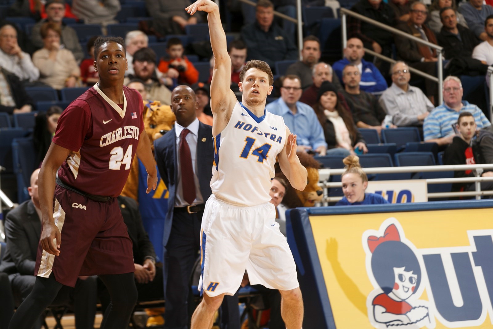 Brian Bernardi - Men's Basketball - Hofstra University Athletics