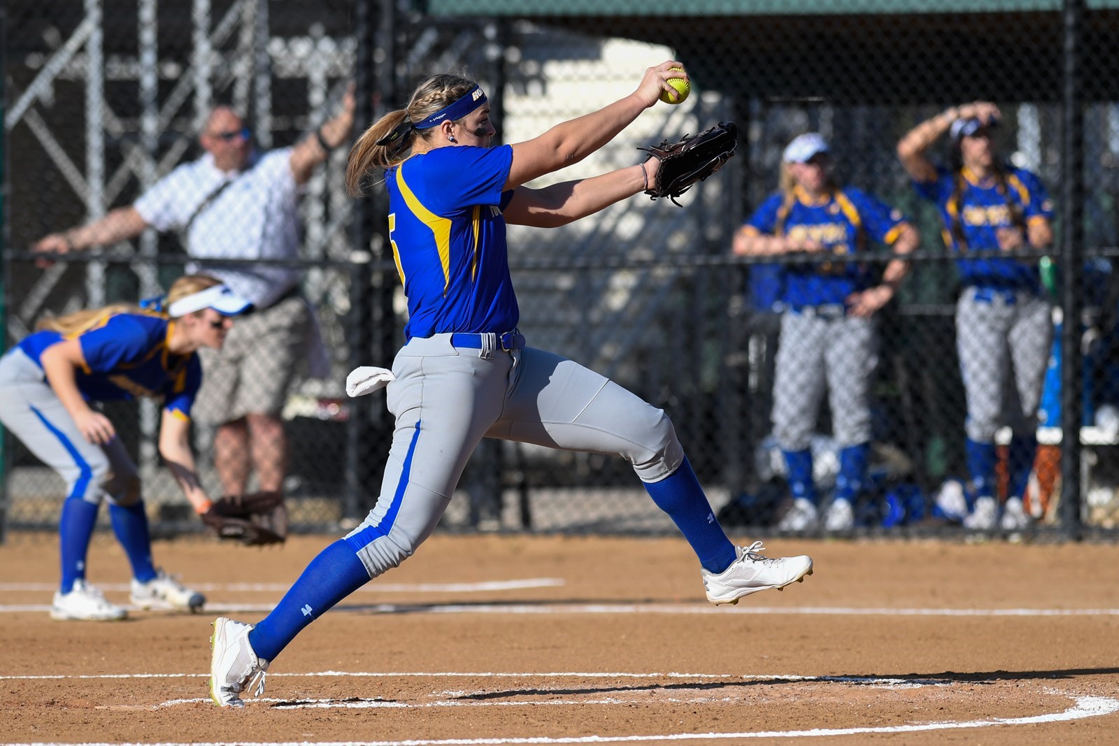 Alyssa Irons - Softball - Hofstra University Athletics