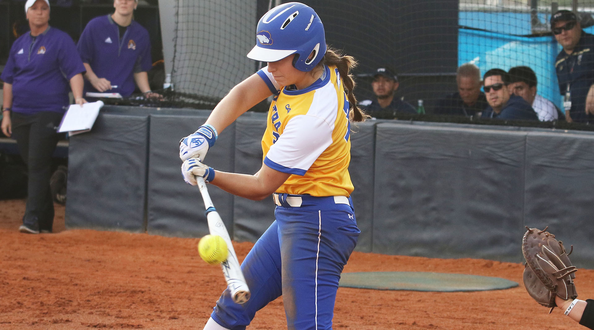 Sarah Edwards - Softball - Hofstra University Athletics