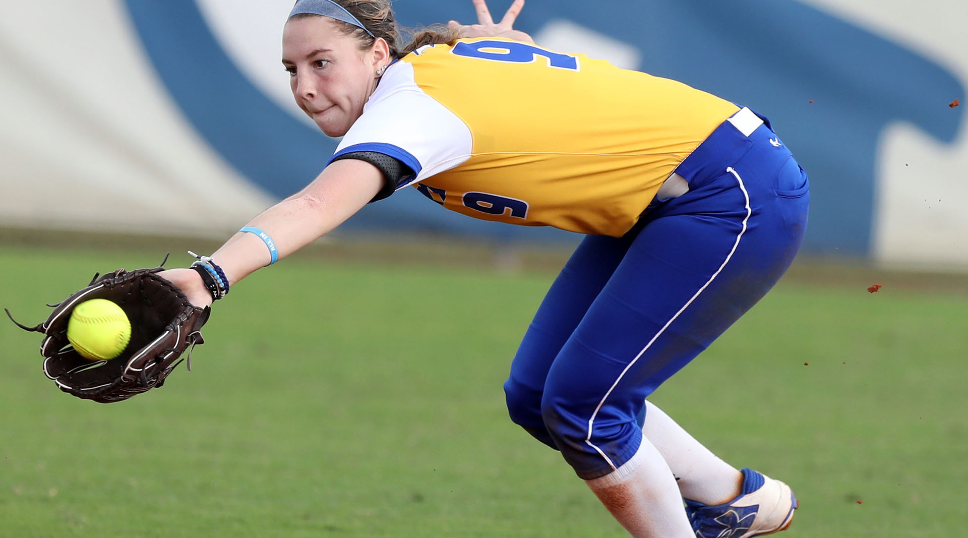 Kristin Hallam - Softball - Hofstra University Athletics
