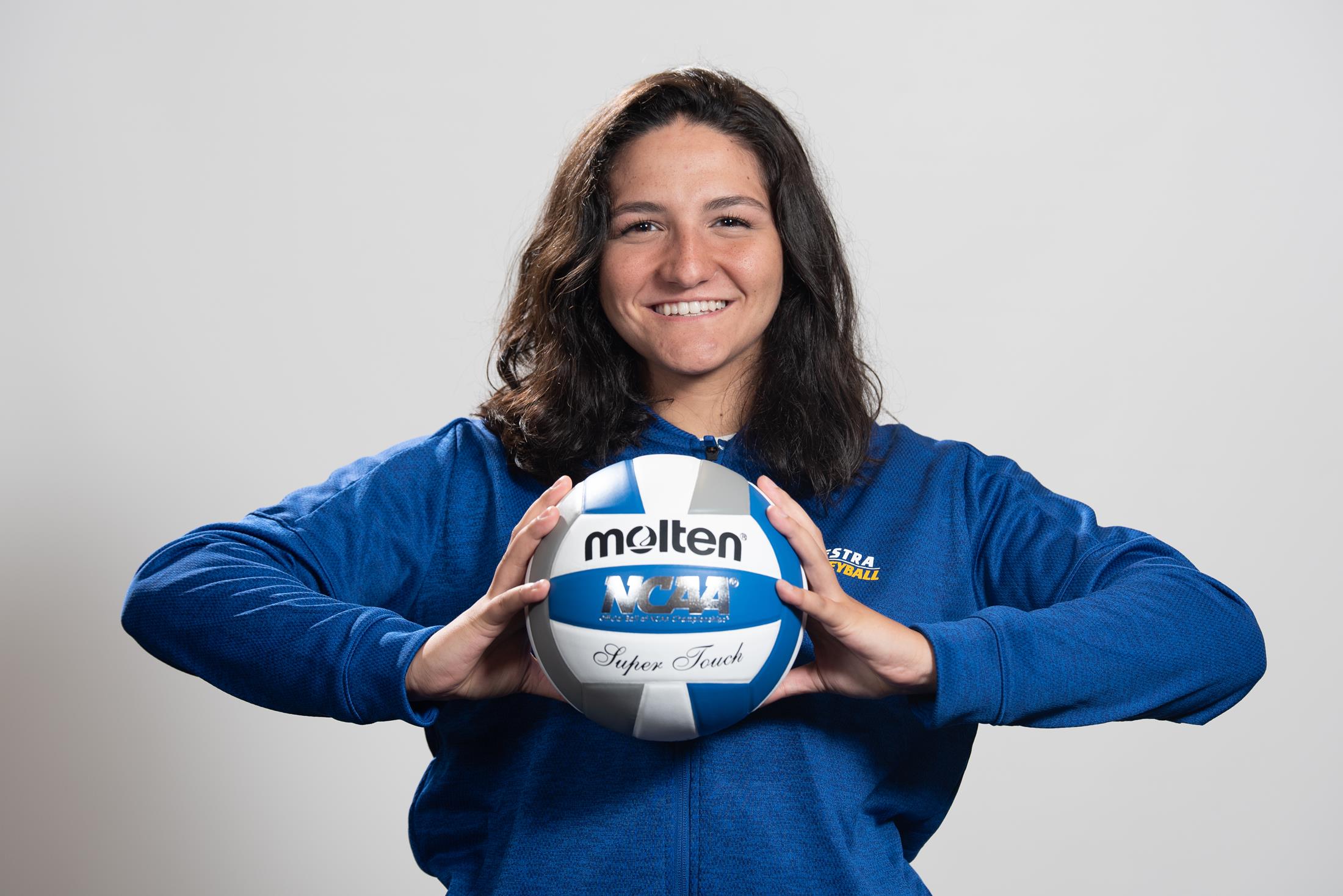 Ivania Ortiz - Volleyball - Hofstra University Athletics