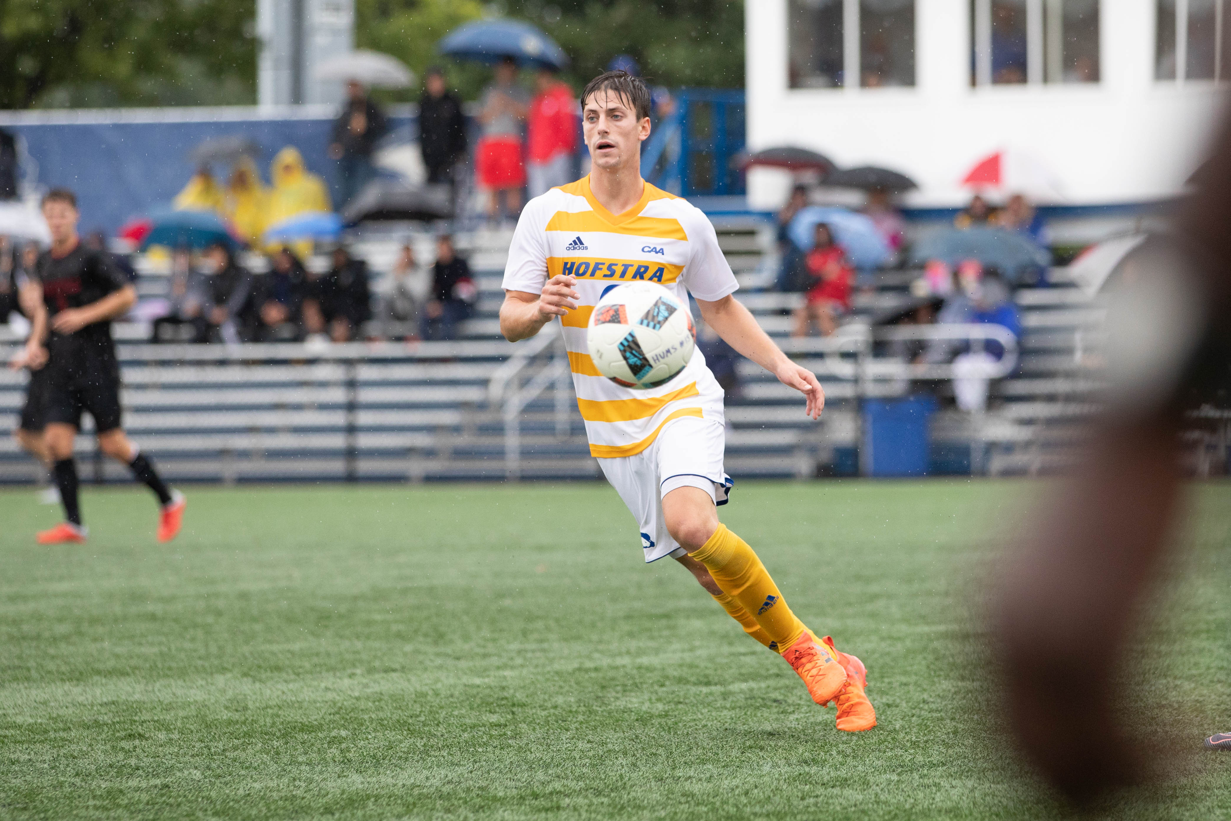Luca Tausch - Men's Soccer - Hofstra University Athletics