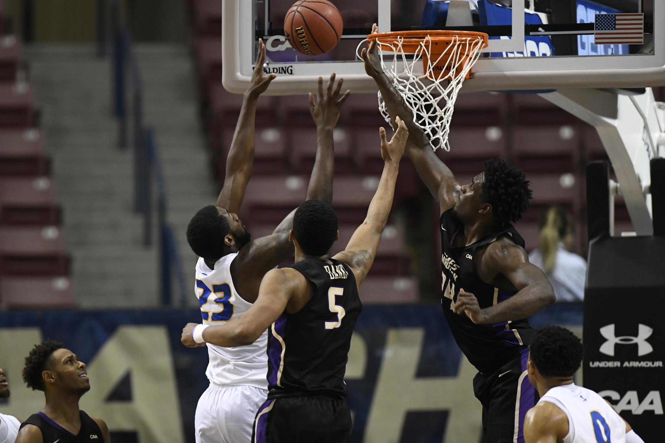 Jacquil Taylor - Men's Basketball - Hofstra University Athletics