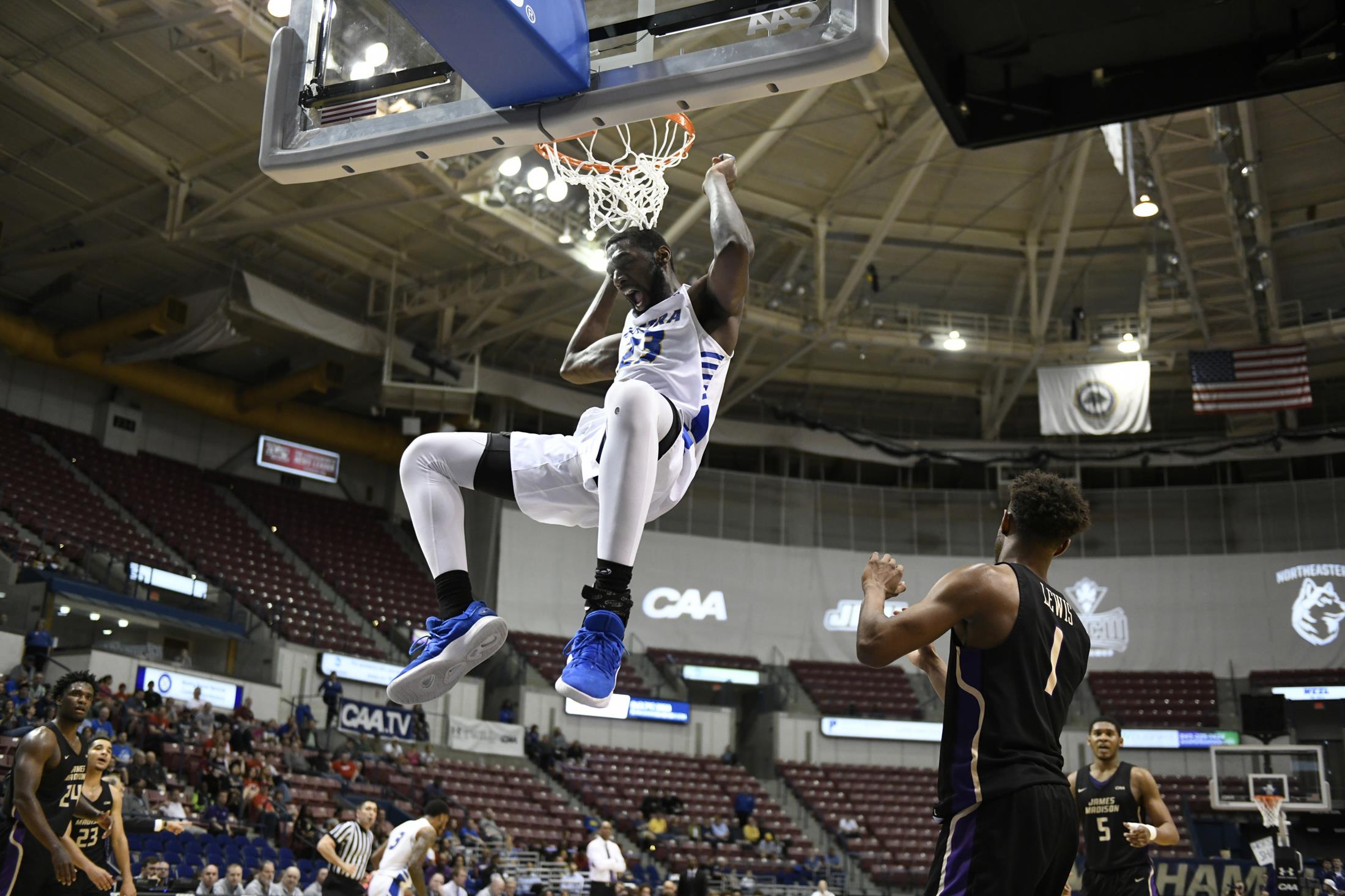 Jacquil Taylor - Men's Basketball - Hofstra University Athletics