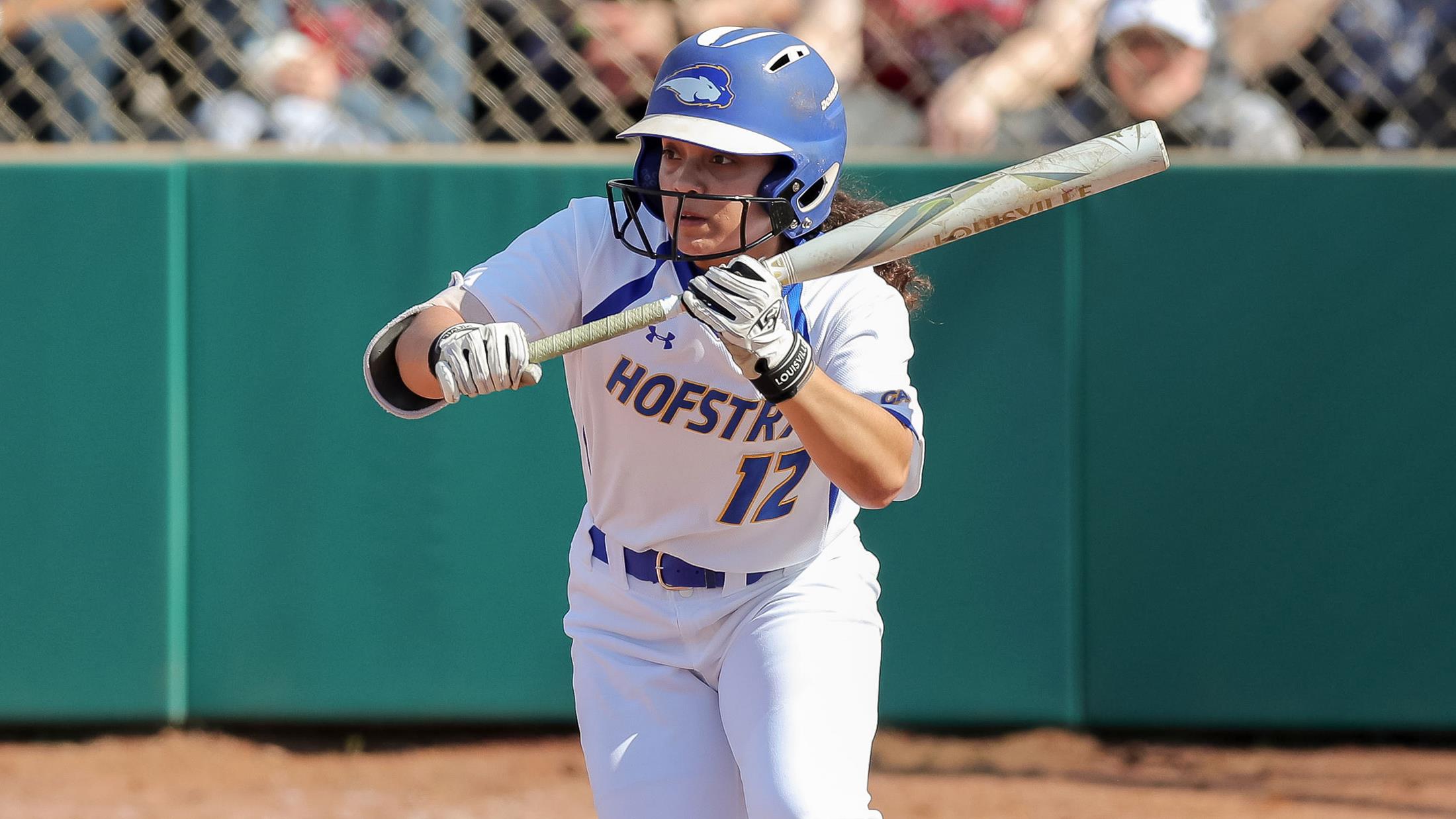 Imani Myint - Softball - Hofstra University Athletics