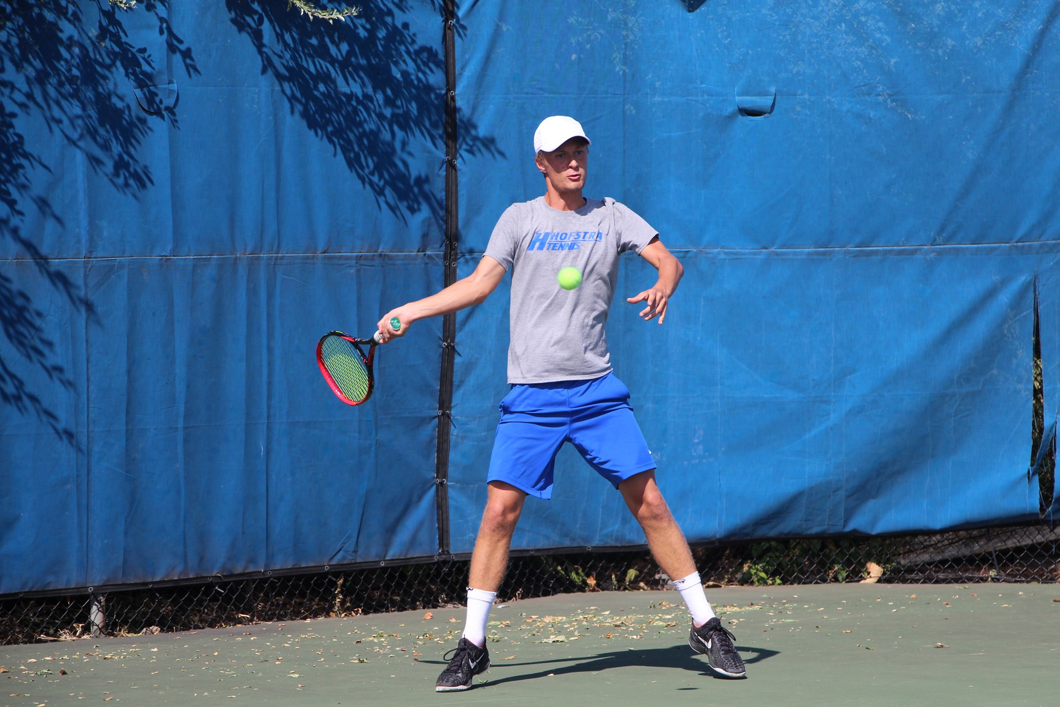 Jonathan Mahrt Guyou - Men's Tennis - Hofstra University Athletics