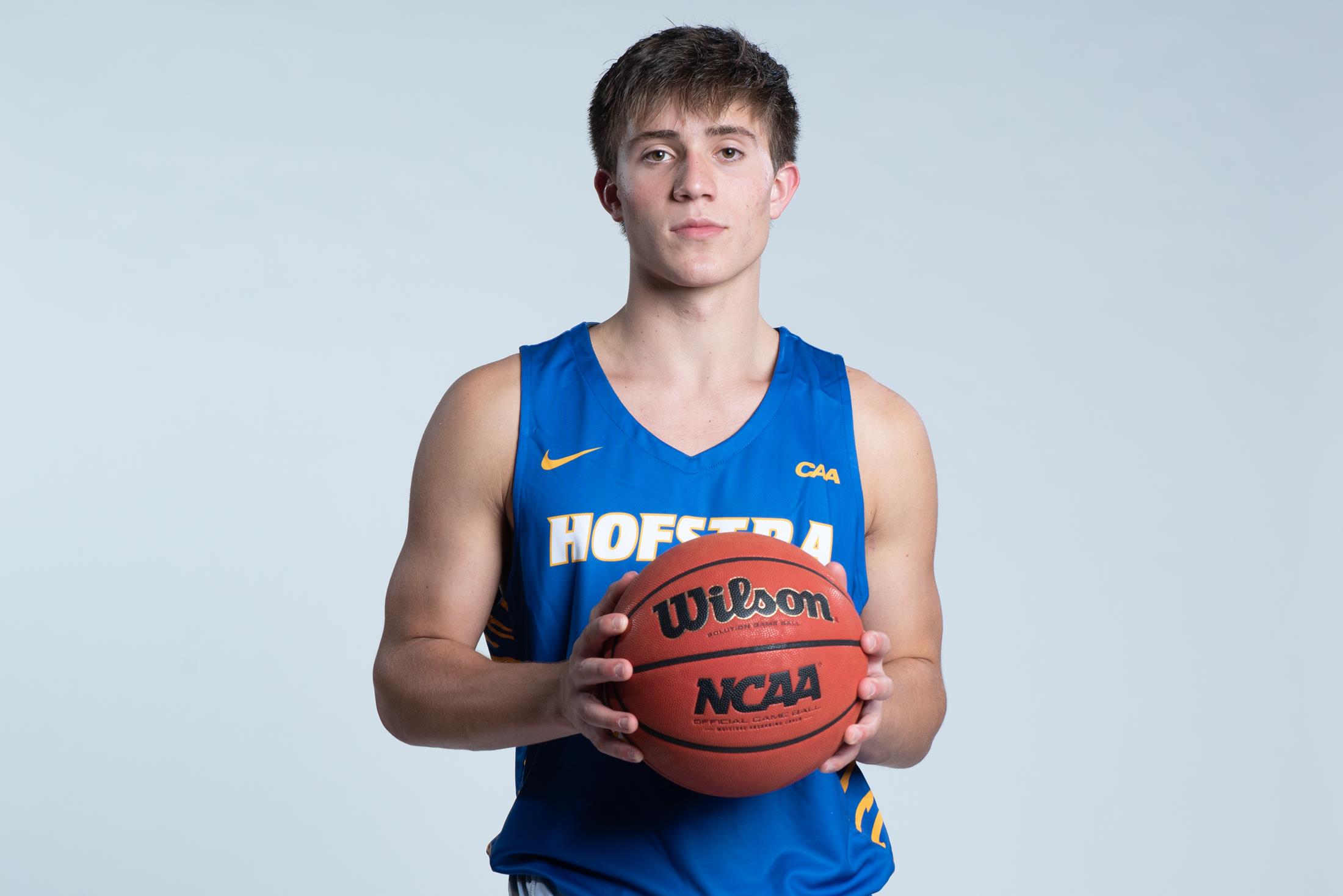 Griffin Barrouk - Men's Basketball - Hofstra University Athletics