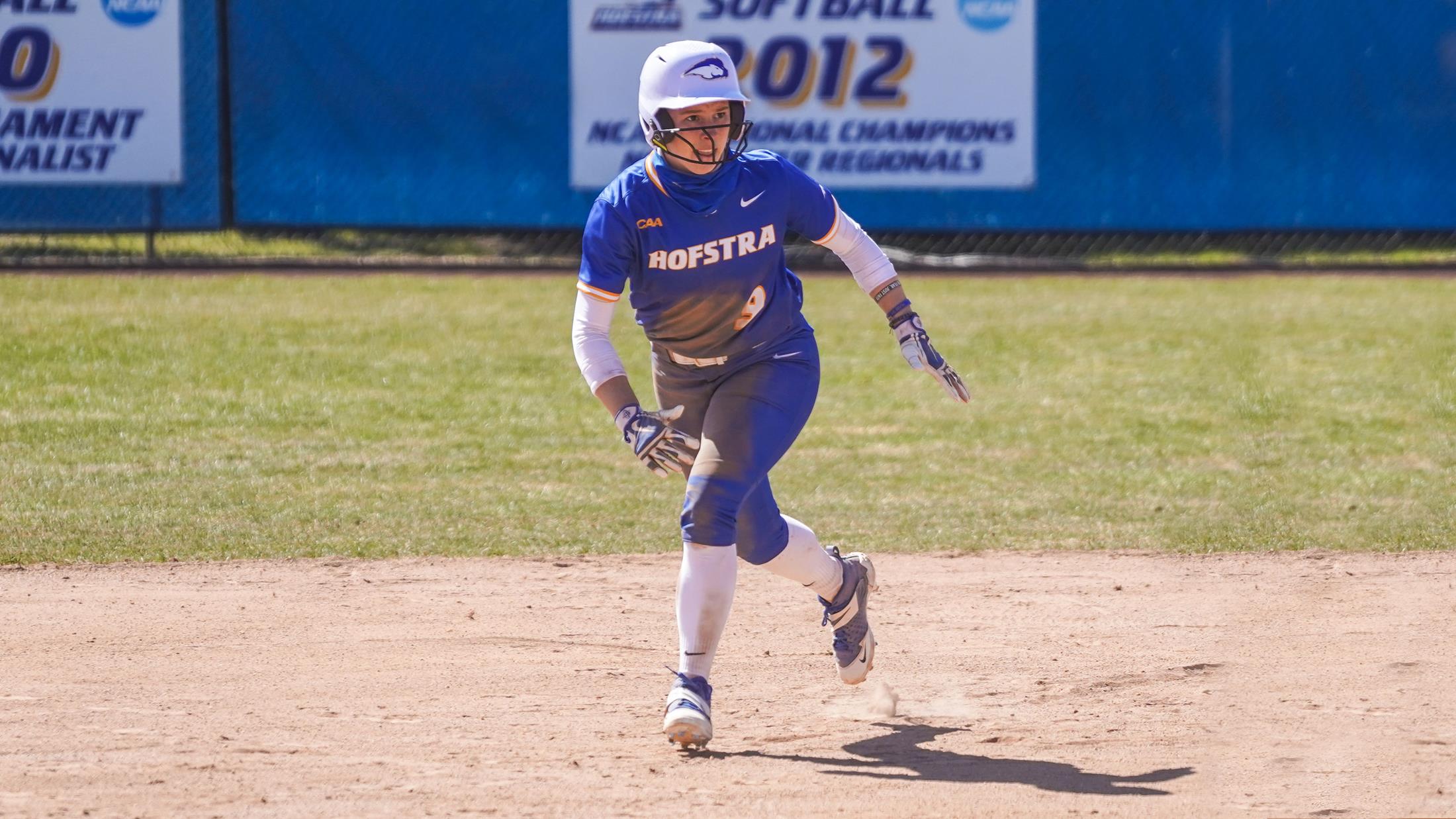 Kristin Hallam - Softball - Hofstra University Athletics