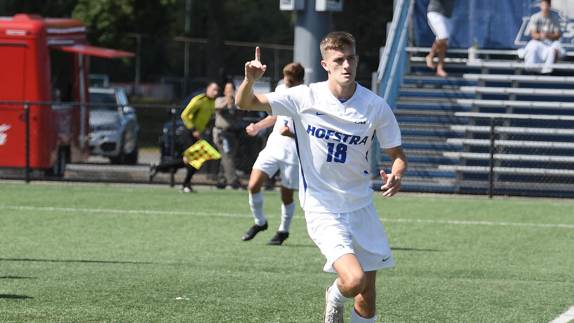 Ryan Carmichael - Men's Soccer - Hofstra University Athletics