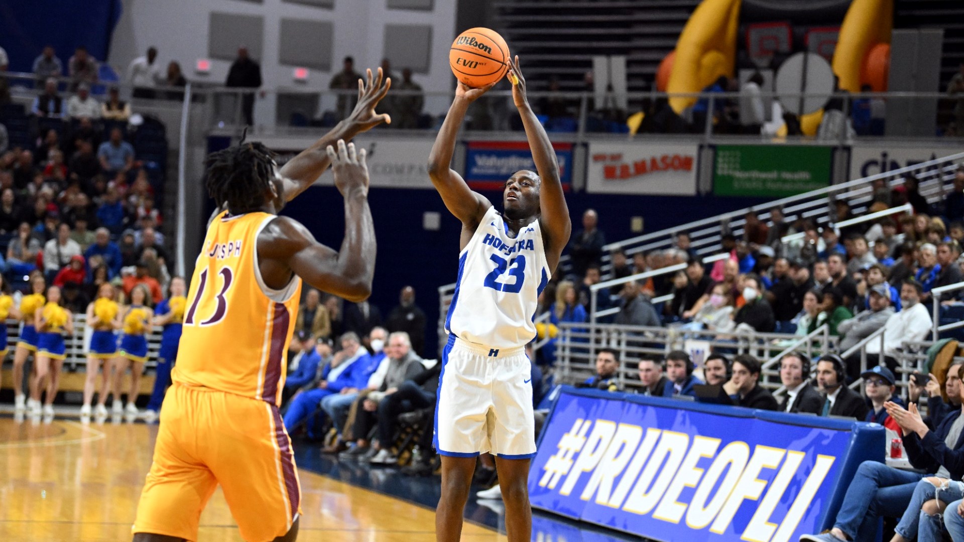 Tyler Thomas - Men's Basketball - Hofstra University Athletics