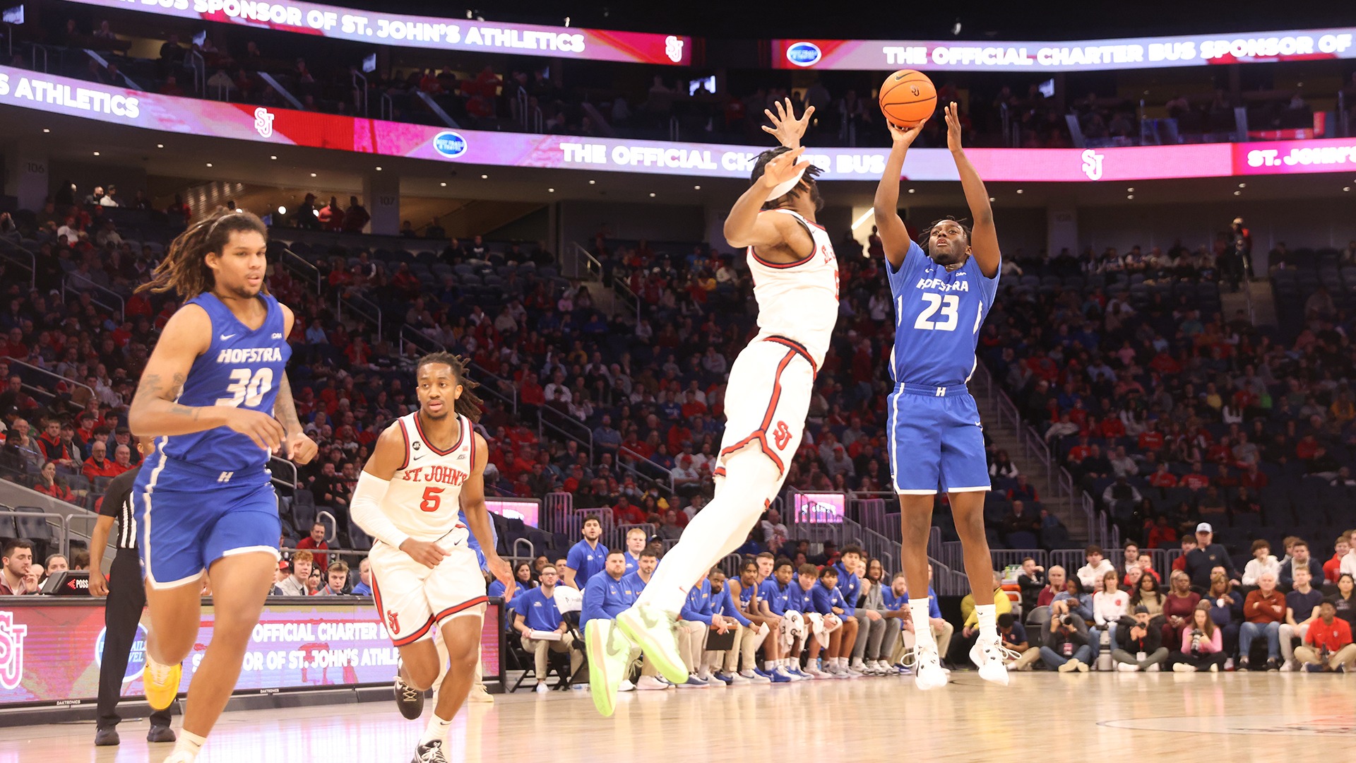 Tyler Thomas - Men's Basketball - Hofstra University Athletics