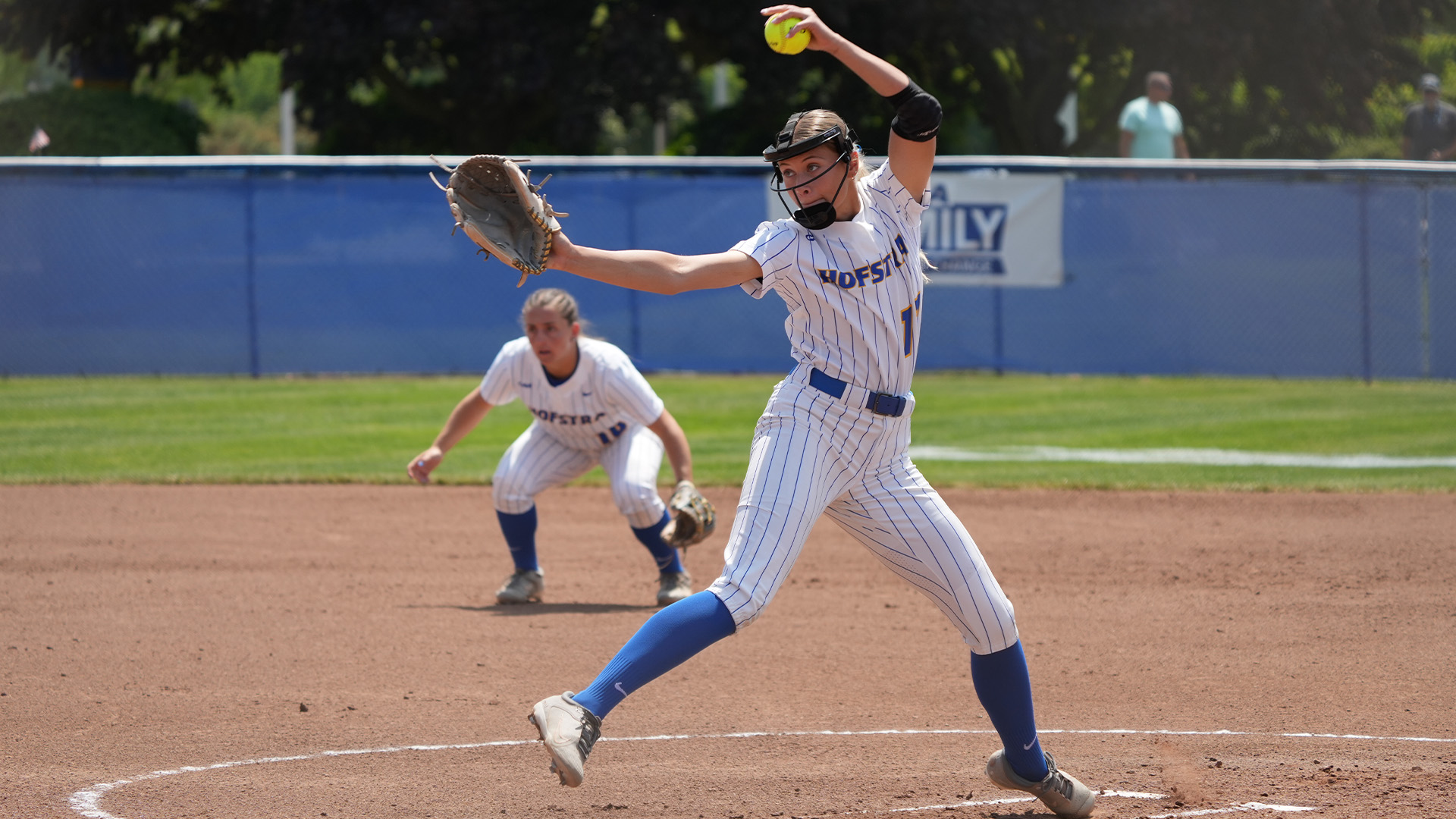 Julia Apsel - Softball - Hofstra University Athletics