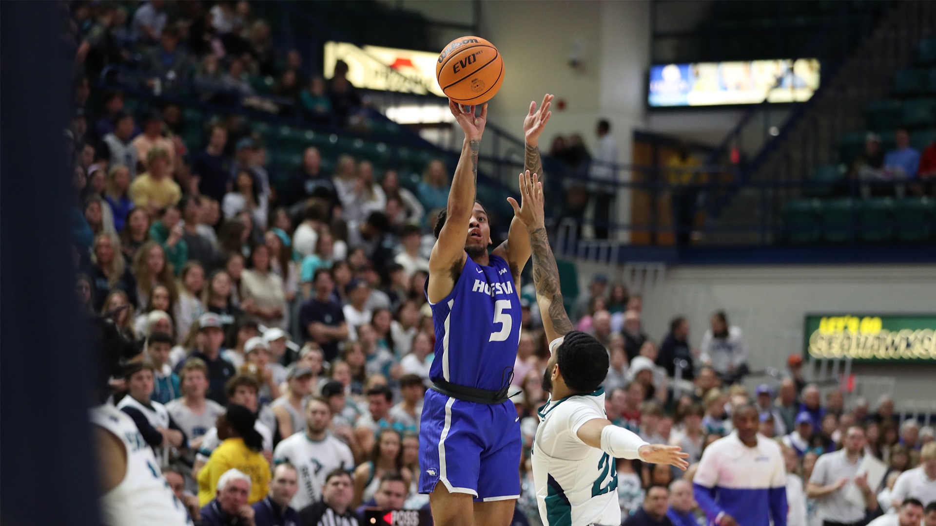 Dubar Leads Way For Pride In Huge Road Victory Over Seahawks - Hofstra ...