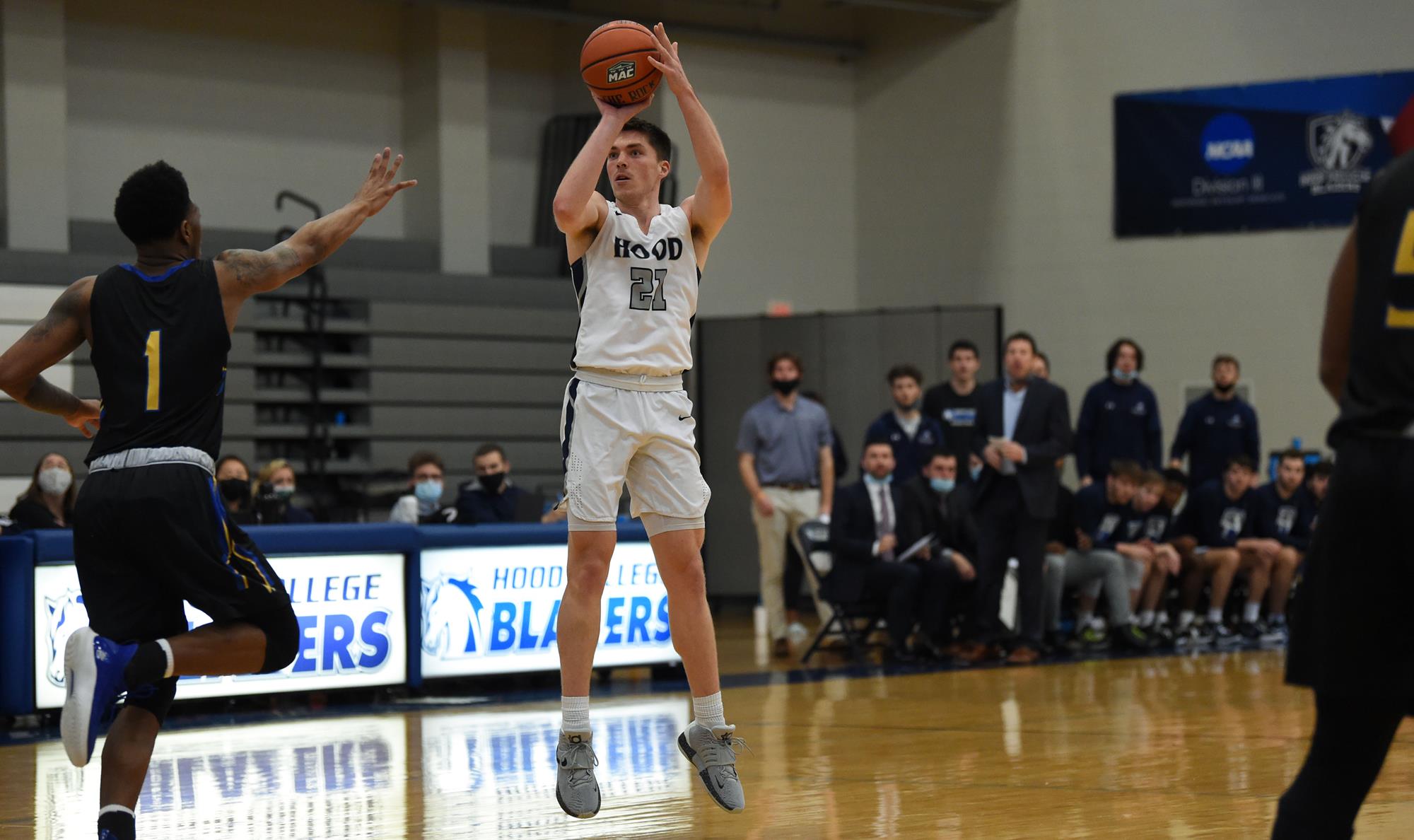 Ryan Hollwedel - 2023-24 - Men's Basketball - Hood College