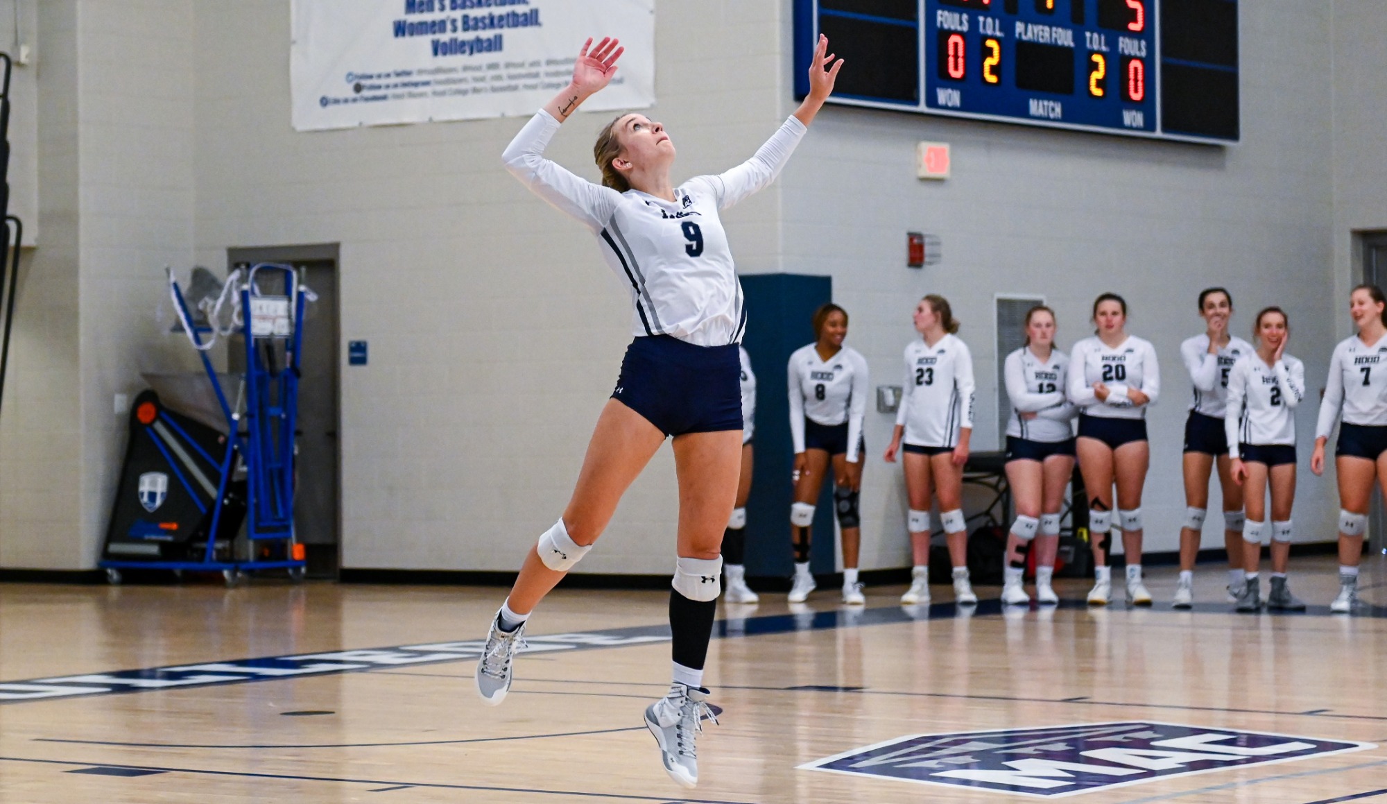 Women's volleyball outlasts Albright in five sets - Hood College