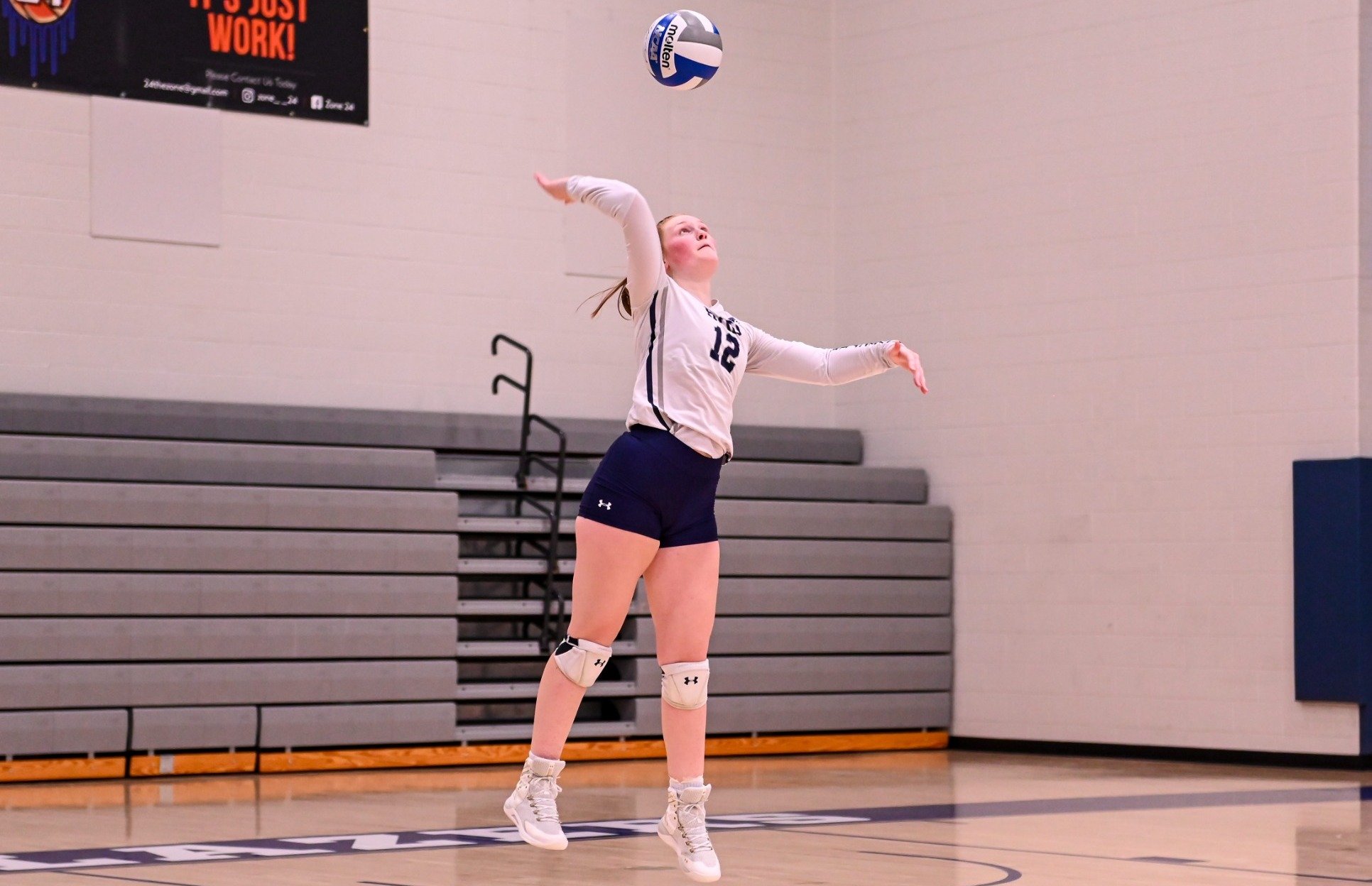 Women’s volleyball splits tri-match at home - Hood College