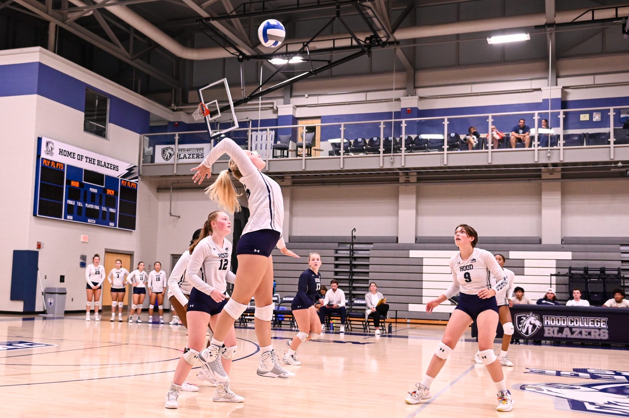 Women’s volleyball wins five-set thriller - Hood College