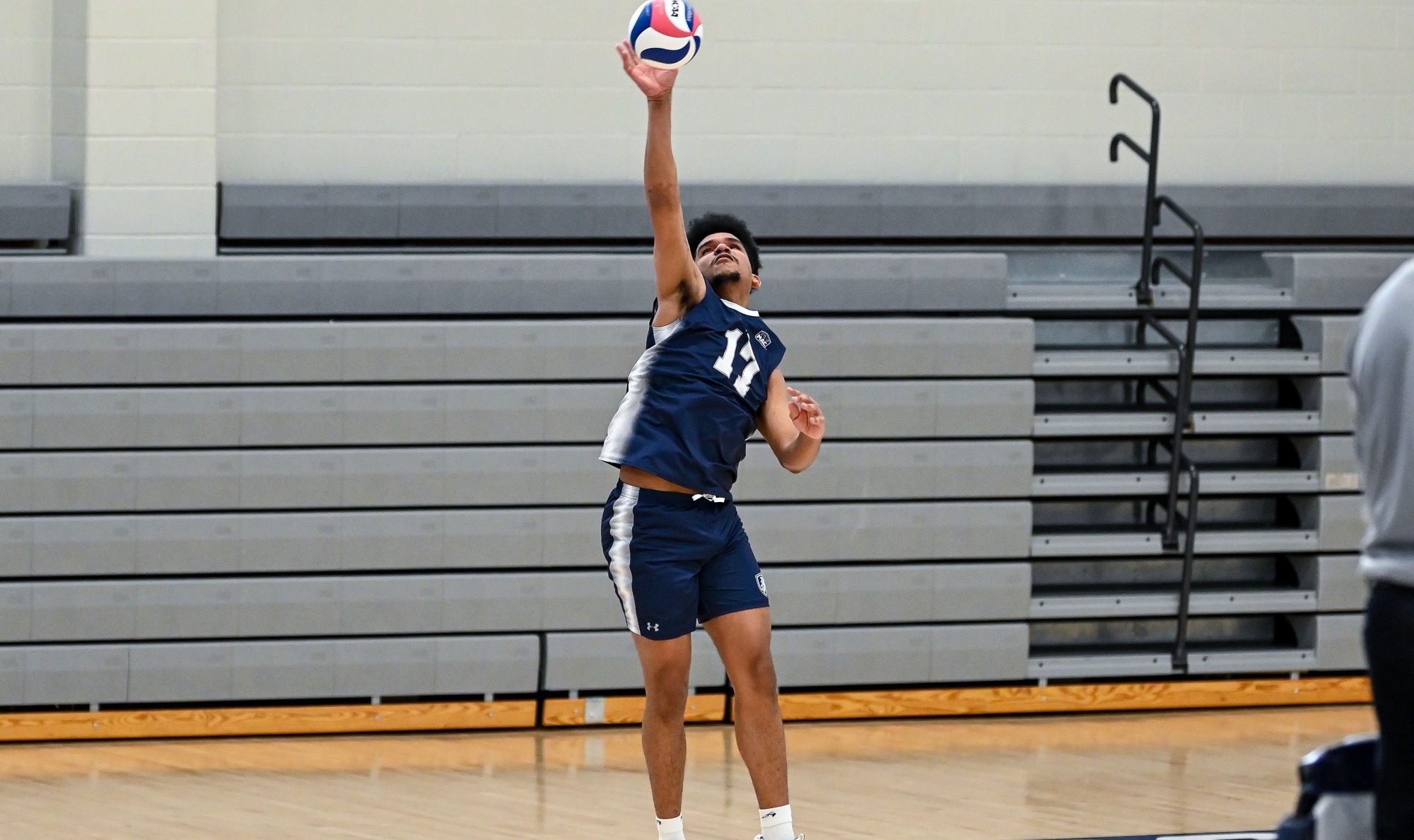 Men’s volleyball falls in both ends of tri-match - Hood College