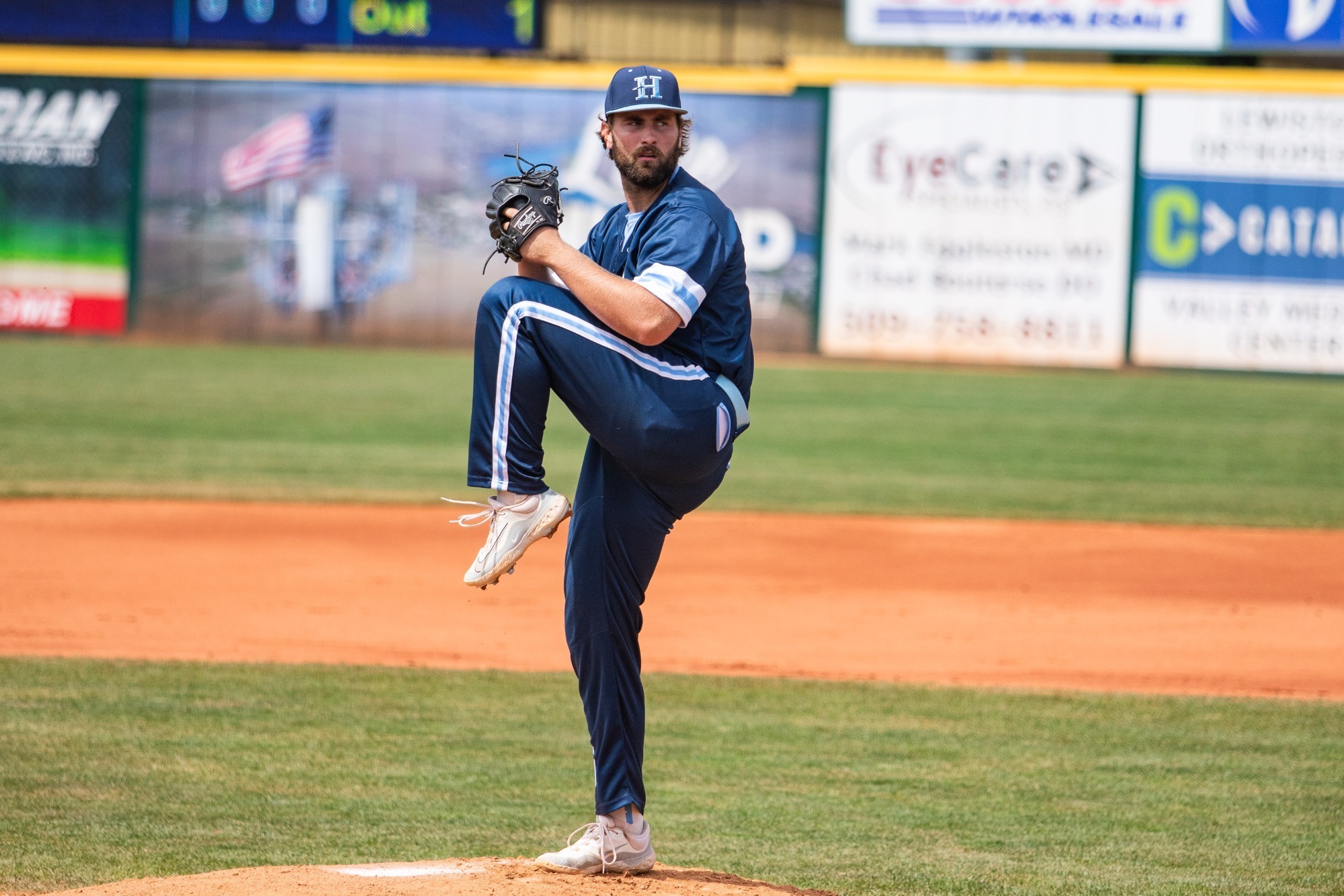 Larry Mahoney Named 2024 Rawlings NAIA Coach of the Year - Hope ...