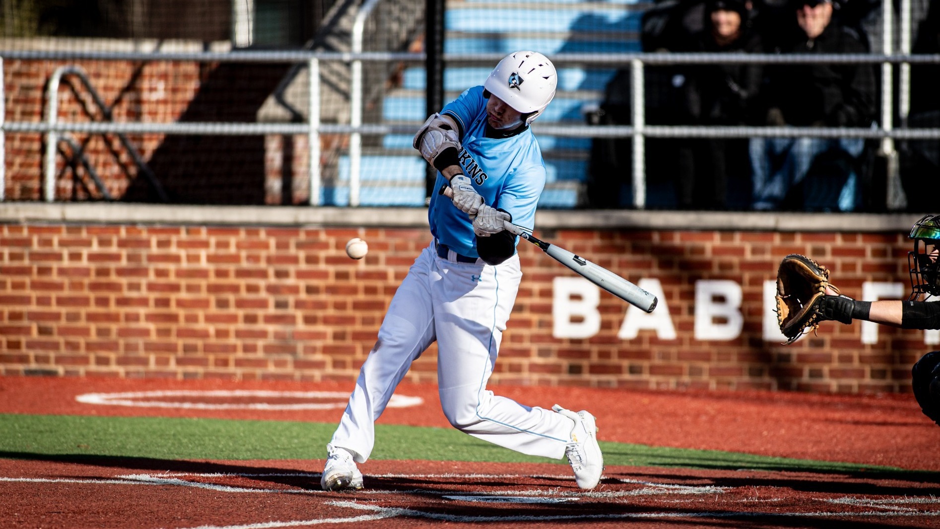 Souvignier's Career Day Lifts Hopkins to 8-6 Win Over Washington ...