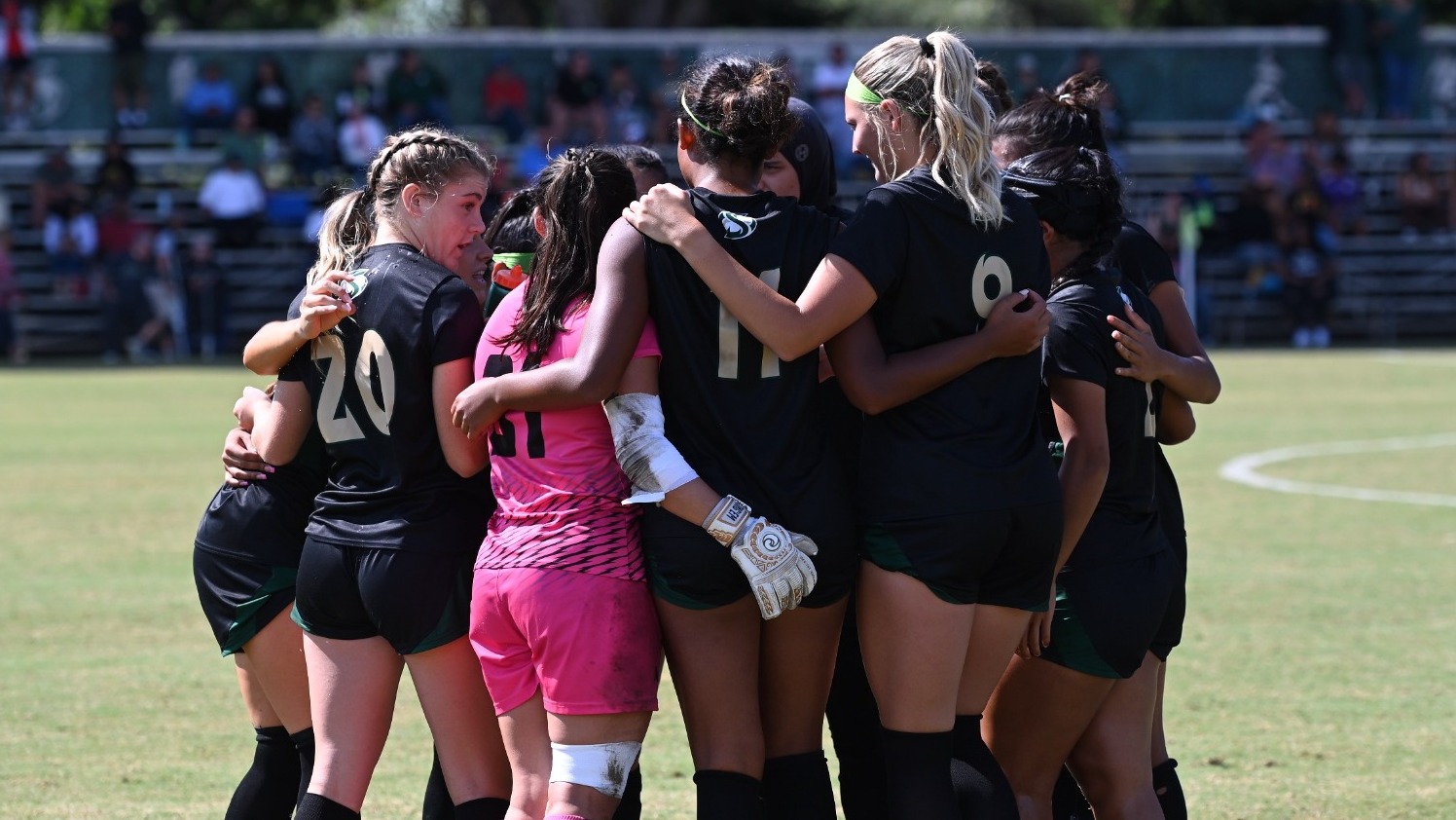 SECOND-HALF STRIKE LIFTS VIKINGS OVER WOMEN’S SOCCER - Sacramento State