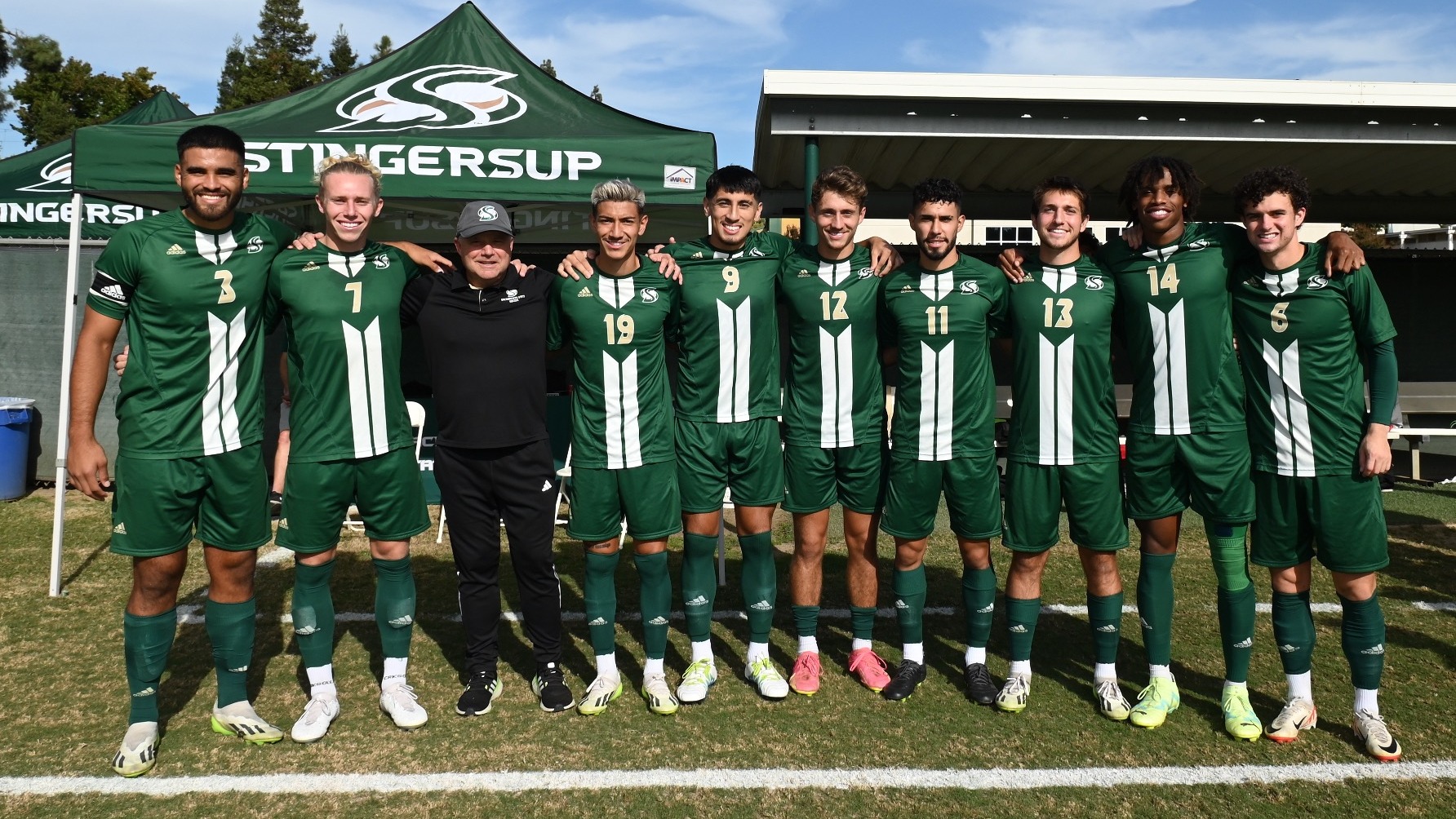 MEN’S SOCCER SALUTES SENIORS IN HOME FINALE AGAINST UC IRVINE ...