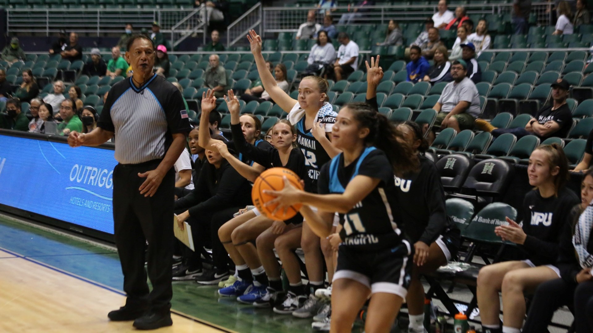 Sharks Fall in Close Battle With Red Leafs, 87-76 - Hawaii Pacific ...