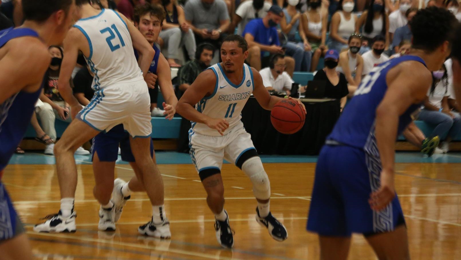 Elijah Martinez - 2022-23 - Men's Basketball - Hawaii Pacific ...