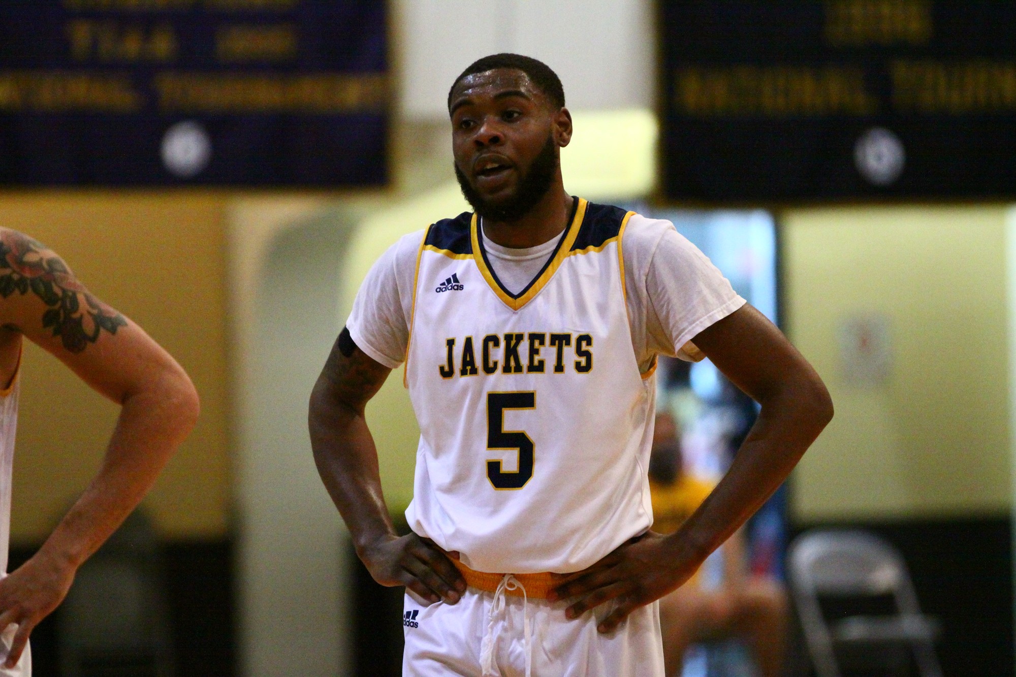 Tyrell Thompson - Men's Basketball - Howard Payne University Athletics
