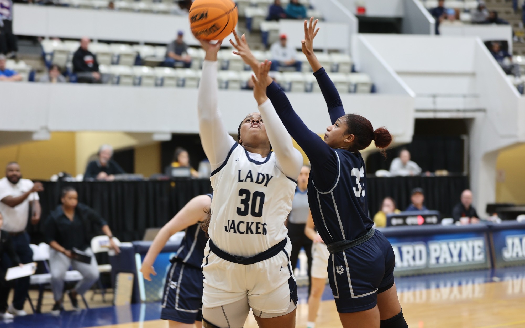 Aja Holmes - Women's Basketball - Howard Payne University Athletics