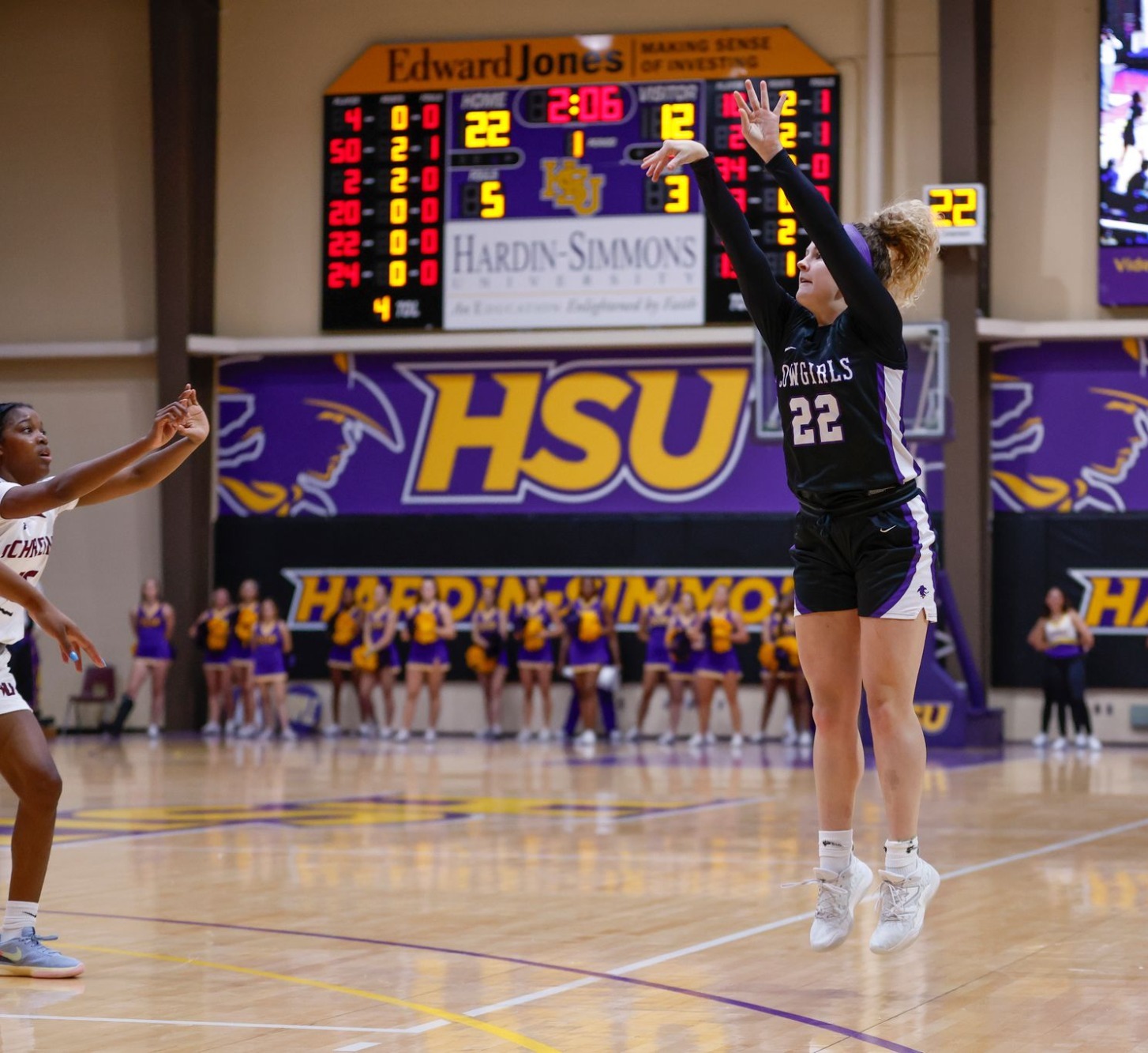 Cowgirls Score Big, win 98-70 at Piedmont - Hardin-Simmons University
