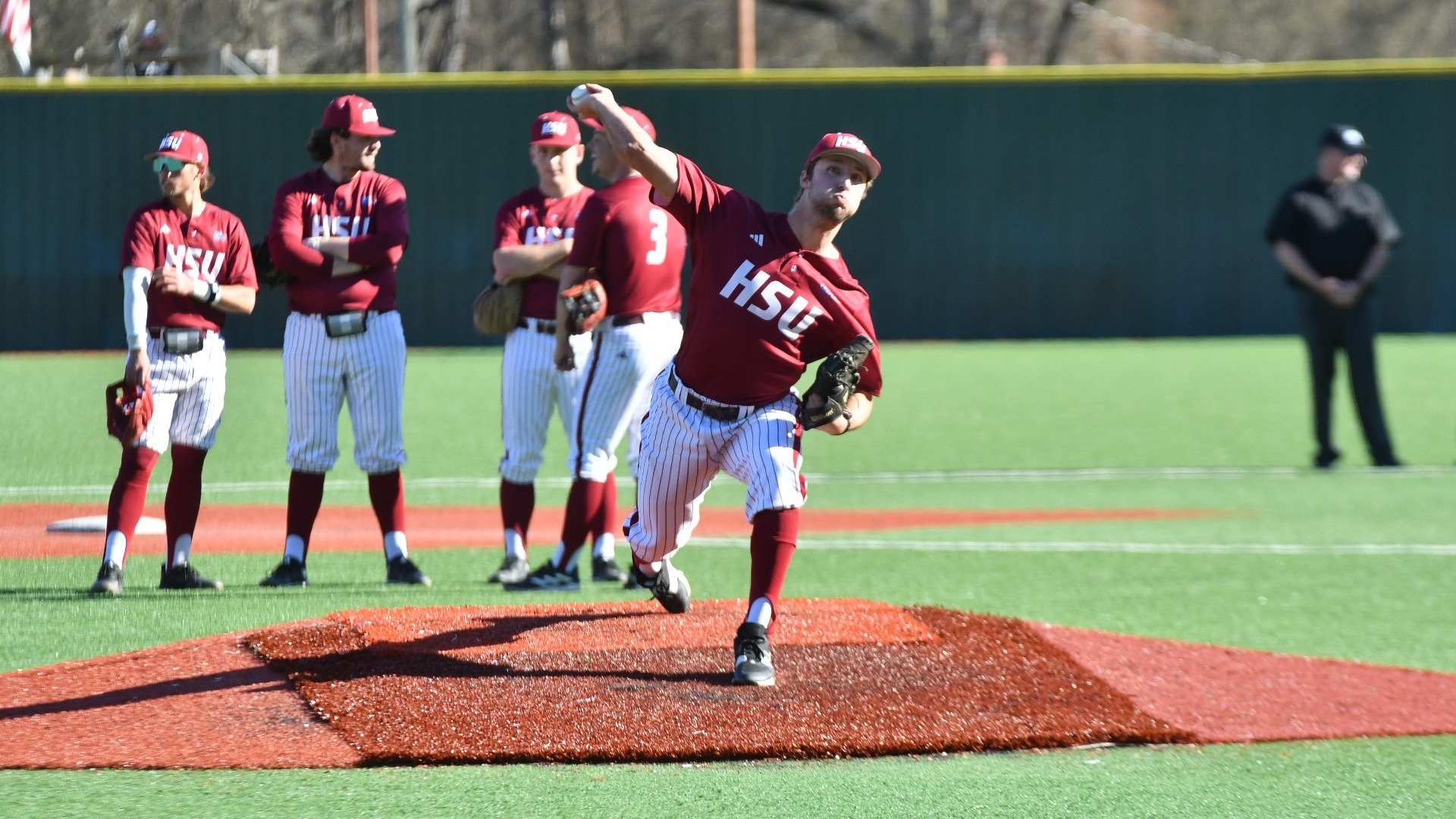 Baseball Falls in Extras to Delta State, 10-7 - Henderson State ...