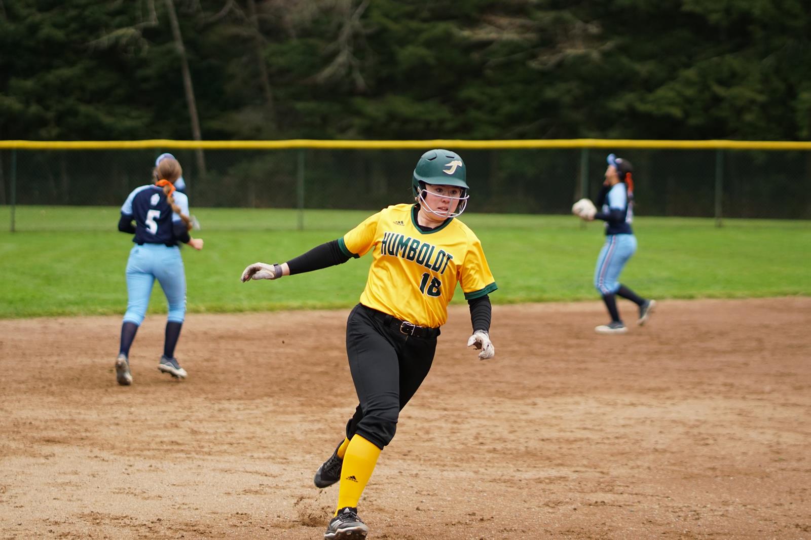 Mariah Tovar - Softball - Cal Poly Humboldt Athletics