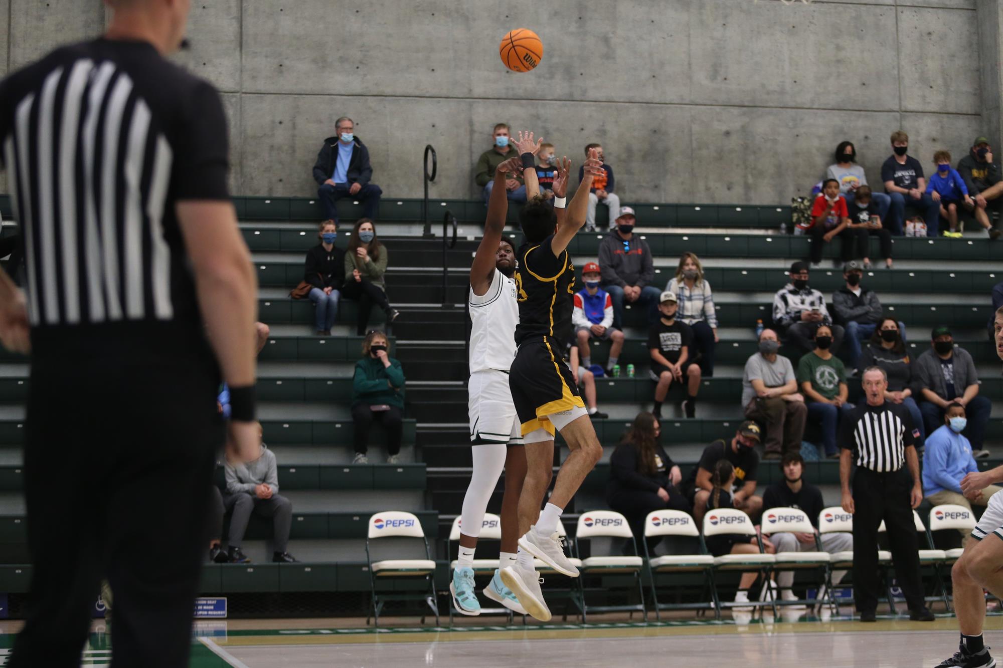 Lumberjacks Off To First 5-0 Start Since 2011-12 - Cal Poly Humboldt ...