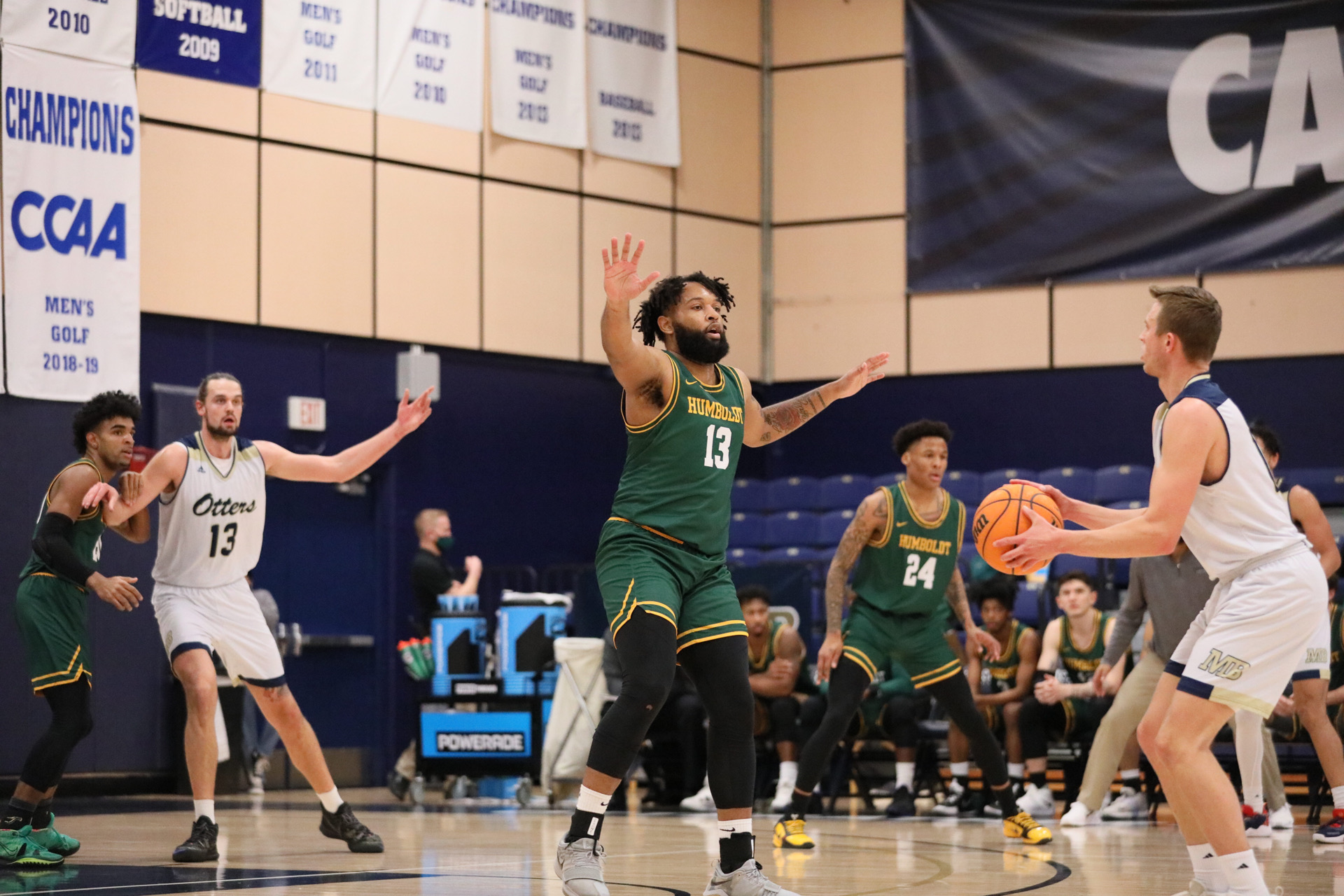 Otters Shoot Past ‘Jacks - Cal Poly Humboldt Athletics