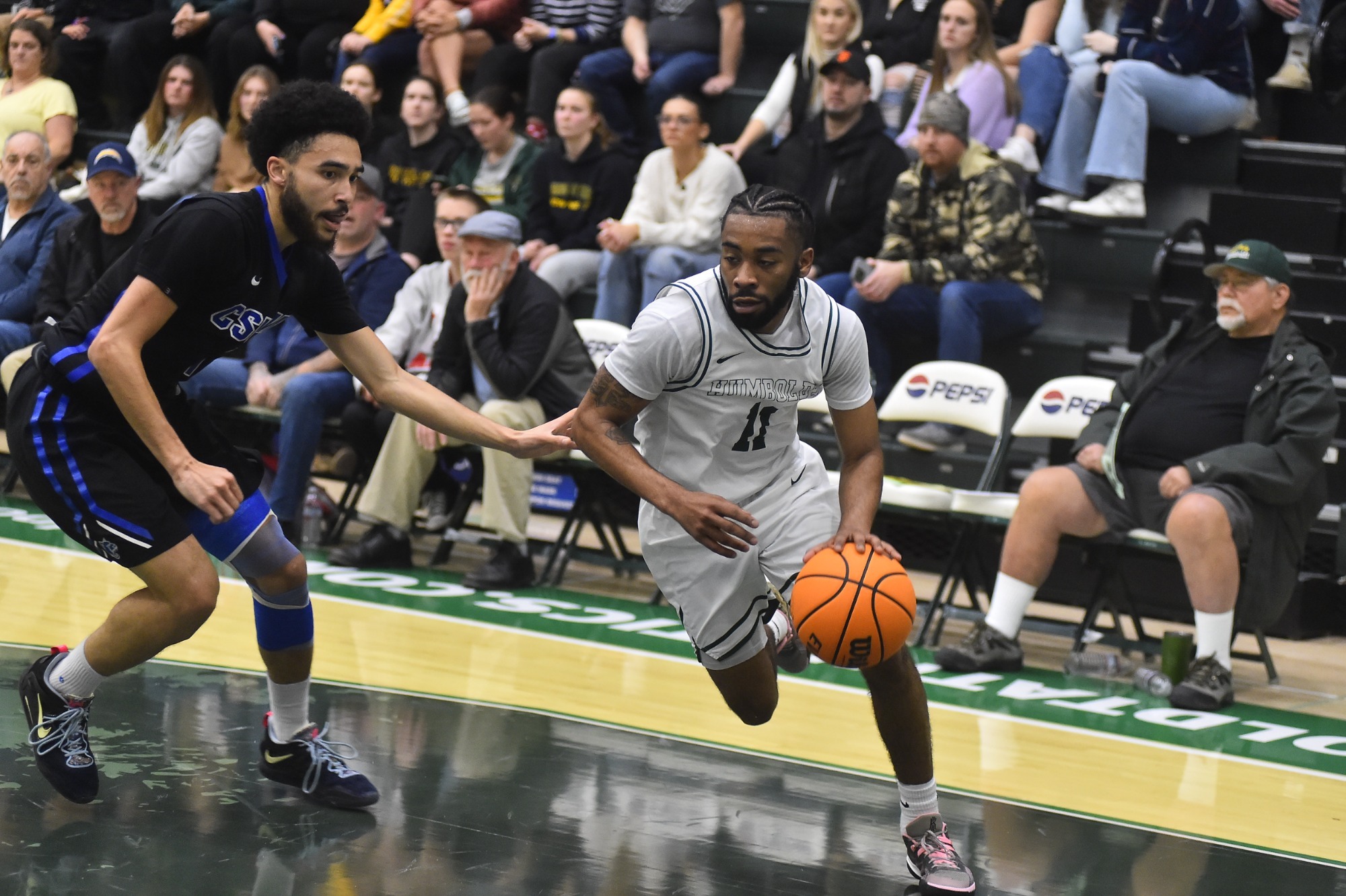 Malek Davis - Men's Basketball - Cal Poly Humboldt Athletics