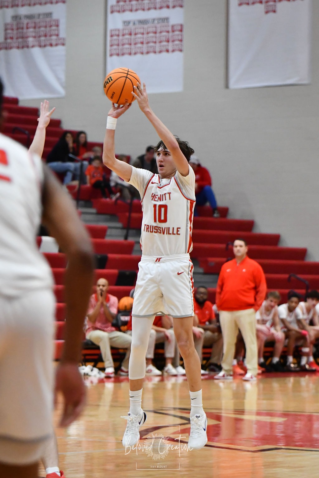 Boys Basketball Wins Area Opener - Hewitt-Trussville High School