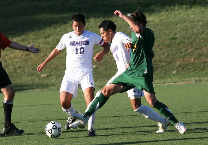 Mario Baez - 2011 - Men's Soccer - Hunter College Athletics