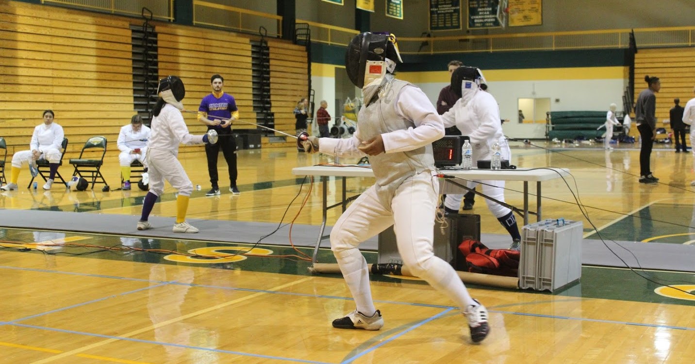 Women's Fencing Finishes Competition at LIU Post - Hunter College Athletics