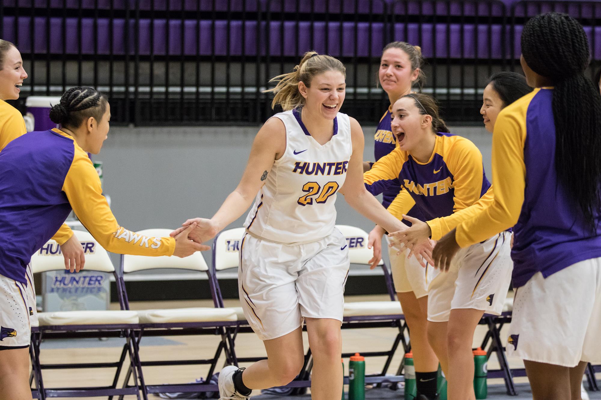 Maya Thompson - 2021-22 - Women's Basketball - Hunter College Athletics