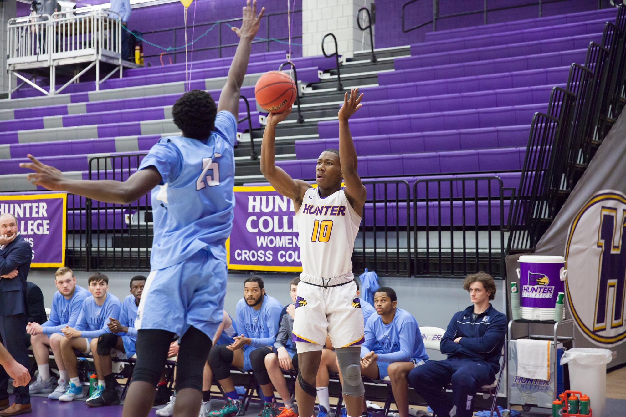 Judah McIntyre - 2019-20 - Men's Basketball - Hunter College Athletics