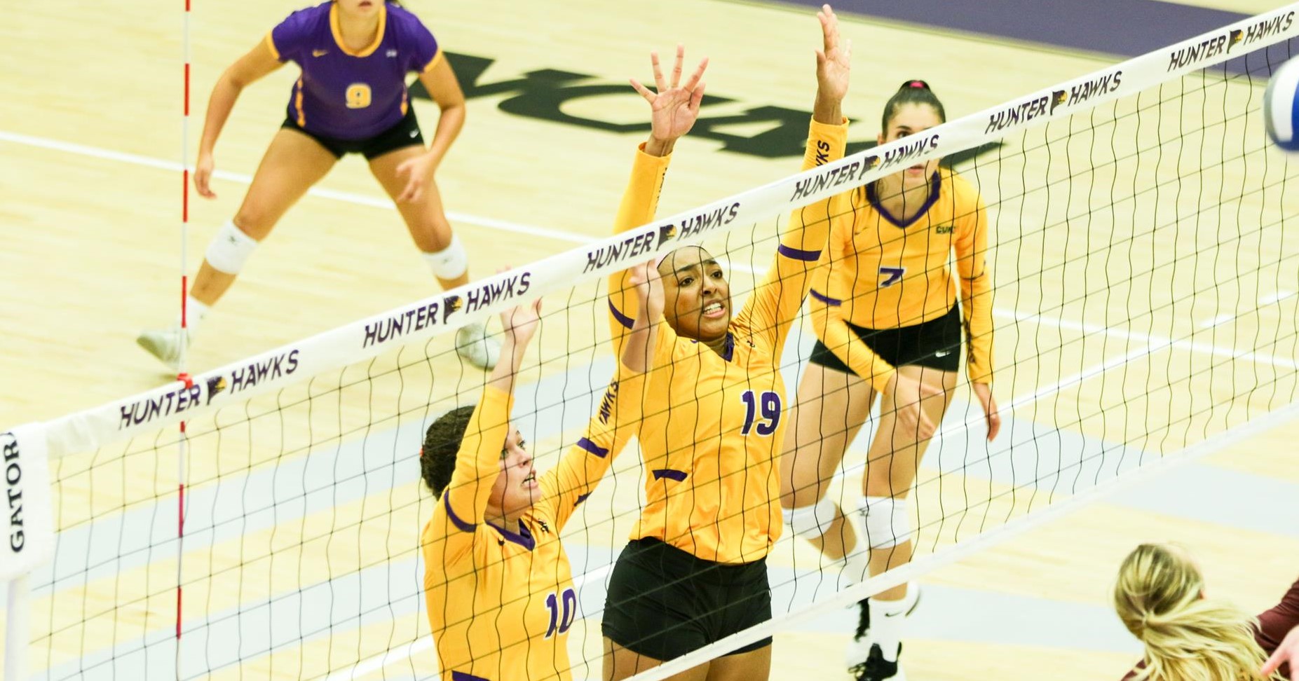 Kendra Moore - 2019 - Women's Volleyball - Hunter College Athletics