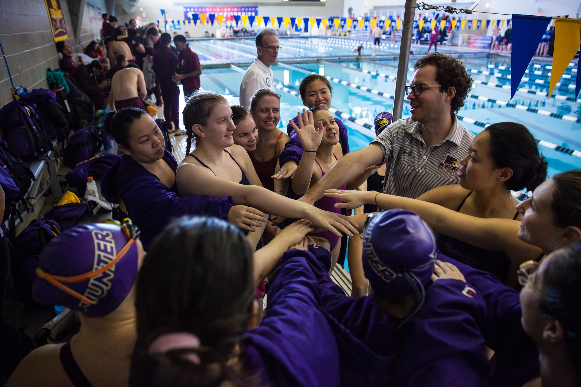Women’s Swim Team finishes 7th at Metropolitan Championships - Hunter ...