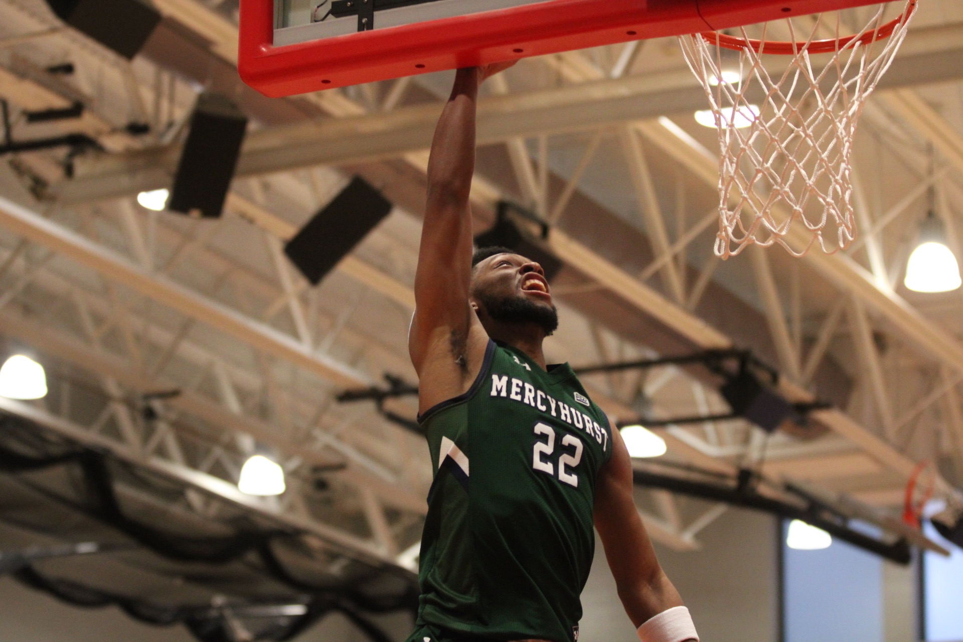 Lakers Win On Buzzer Beater in Season Opener - Mercyhurst University ...