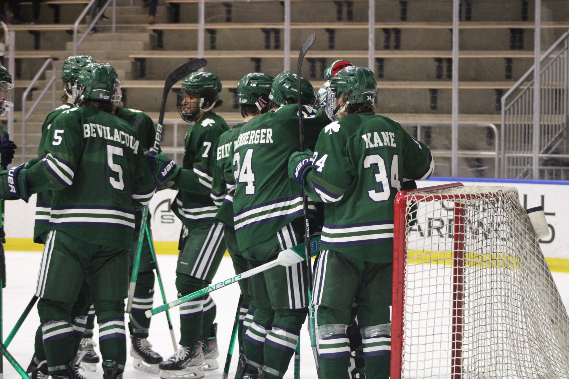 Men's Hockey Wins Vital Game On The Road - Mercyhurst University Athletics
