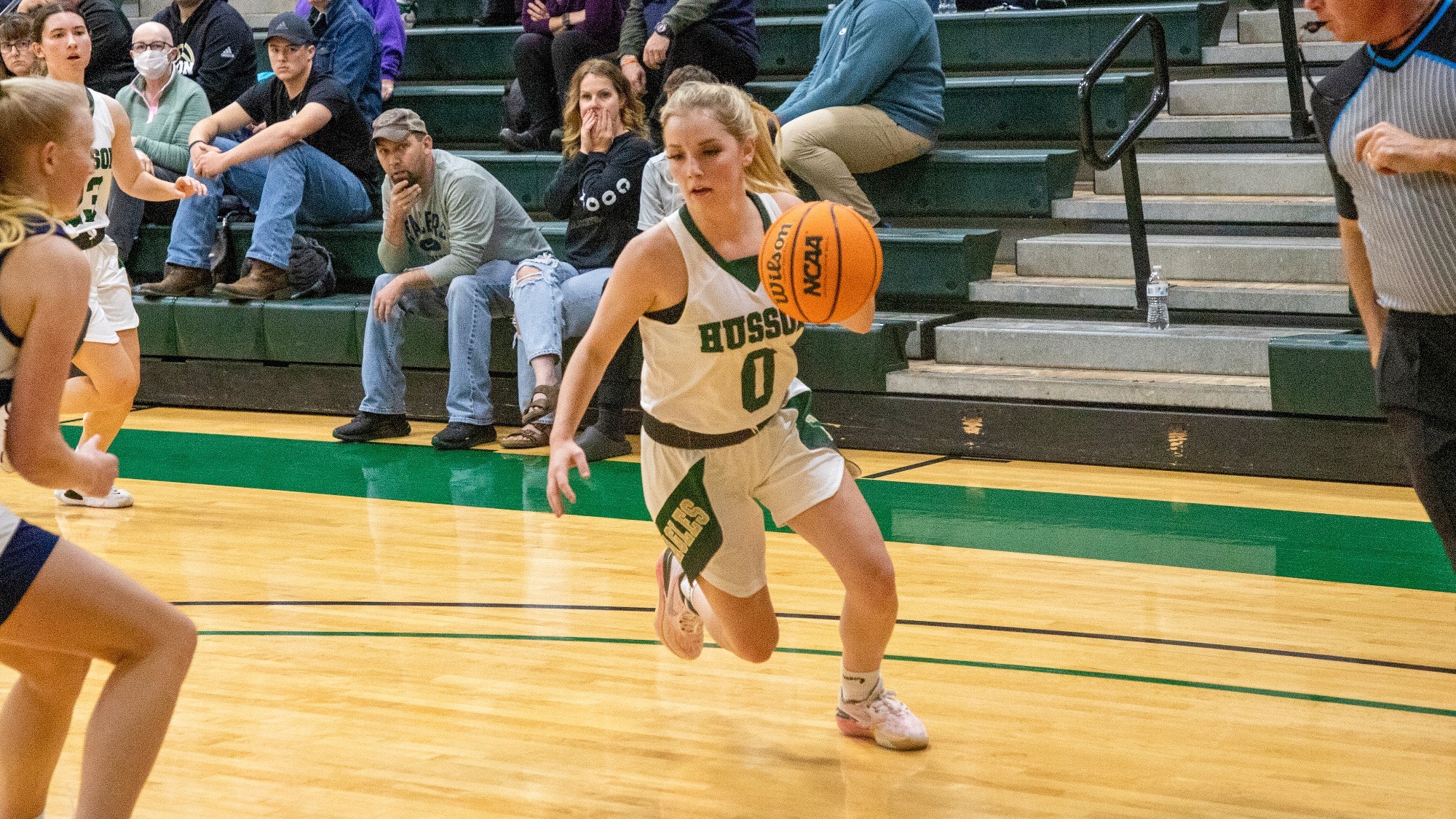 Strong second half pushes USM past women’s basketball on the road ...
