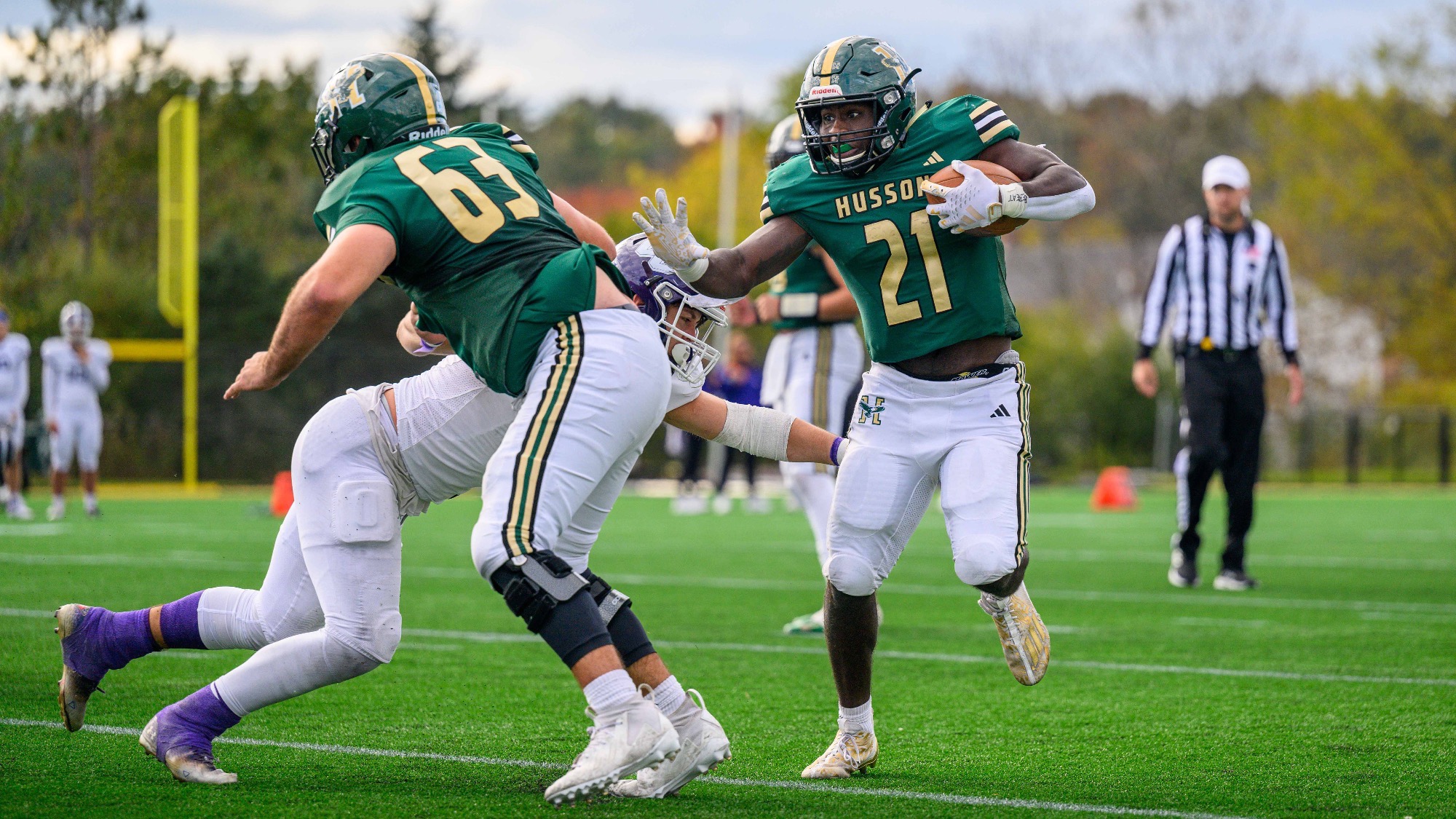 Football outlasts UNE to secure third-straight Lobster Trap trophy ...