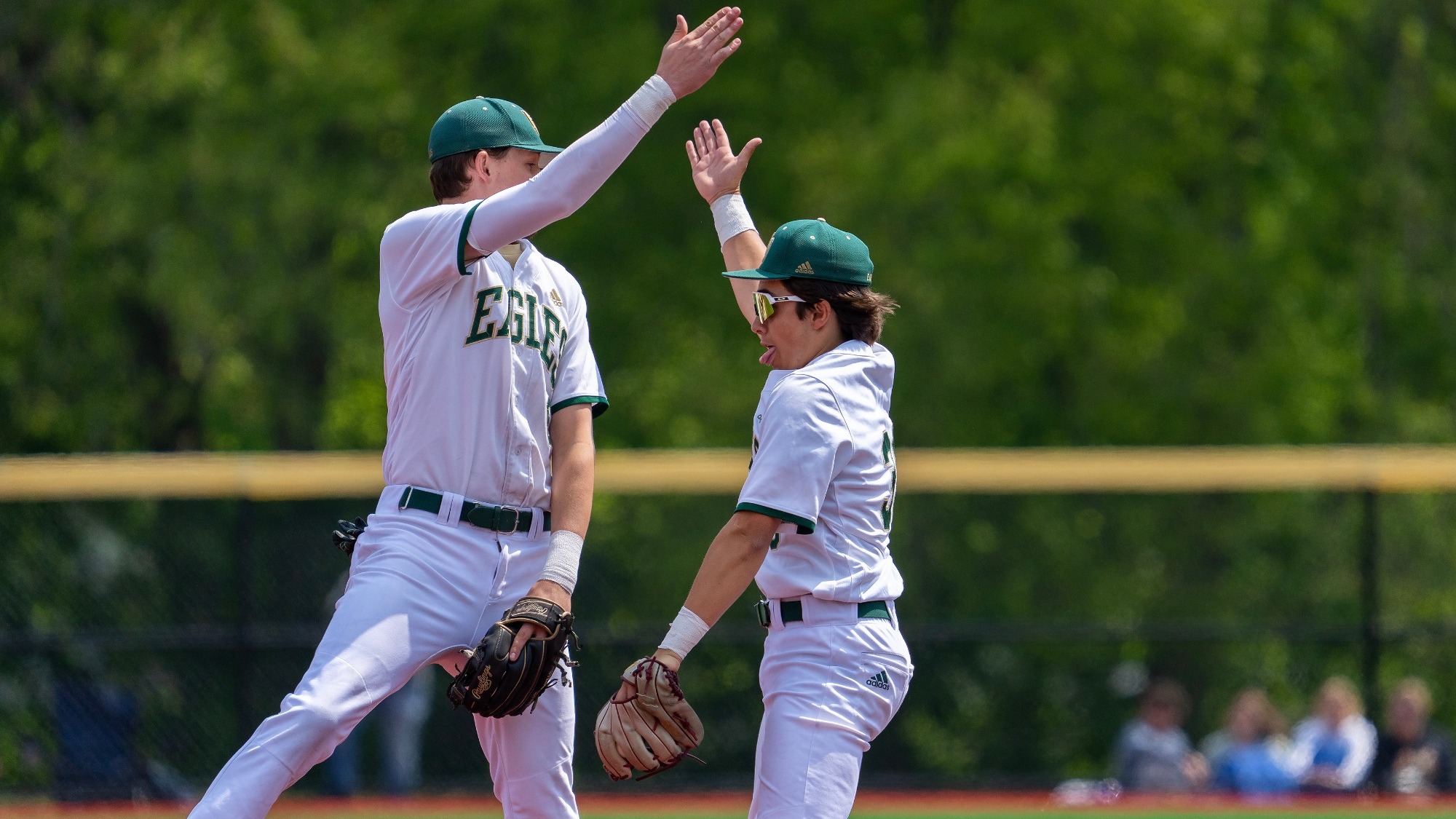 Baseball keeps season alive with NCAA elimination victory over Tufts ...